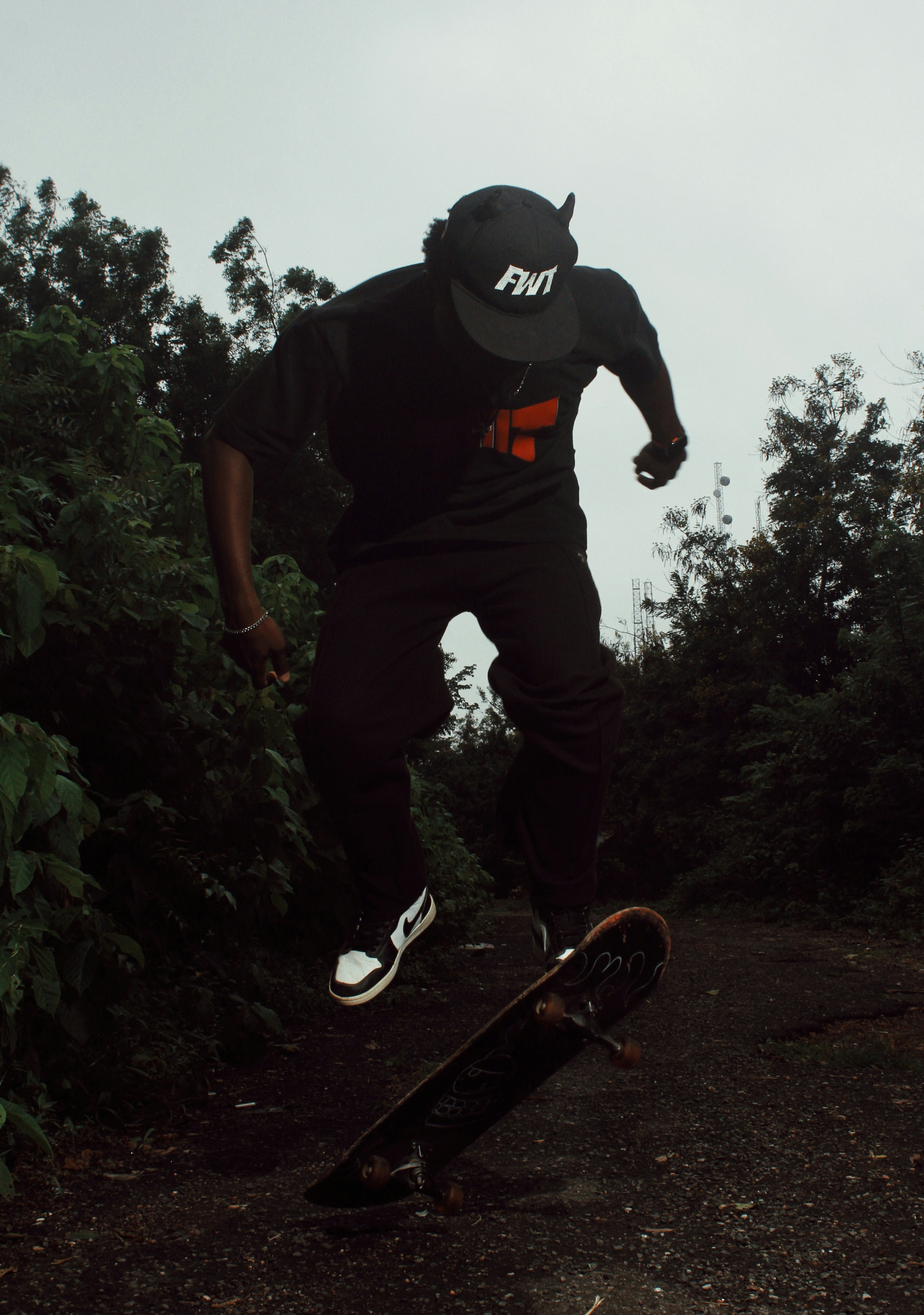 Urban Gravity Defiance: A Skateboarder's Leap