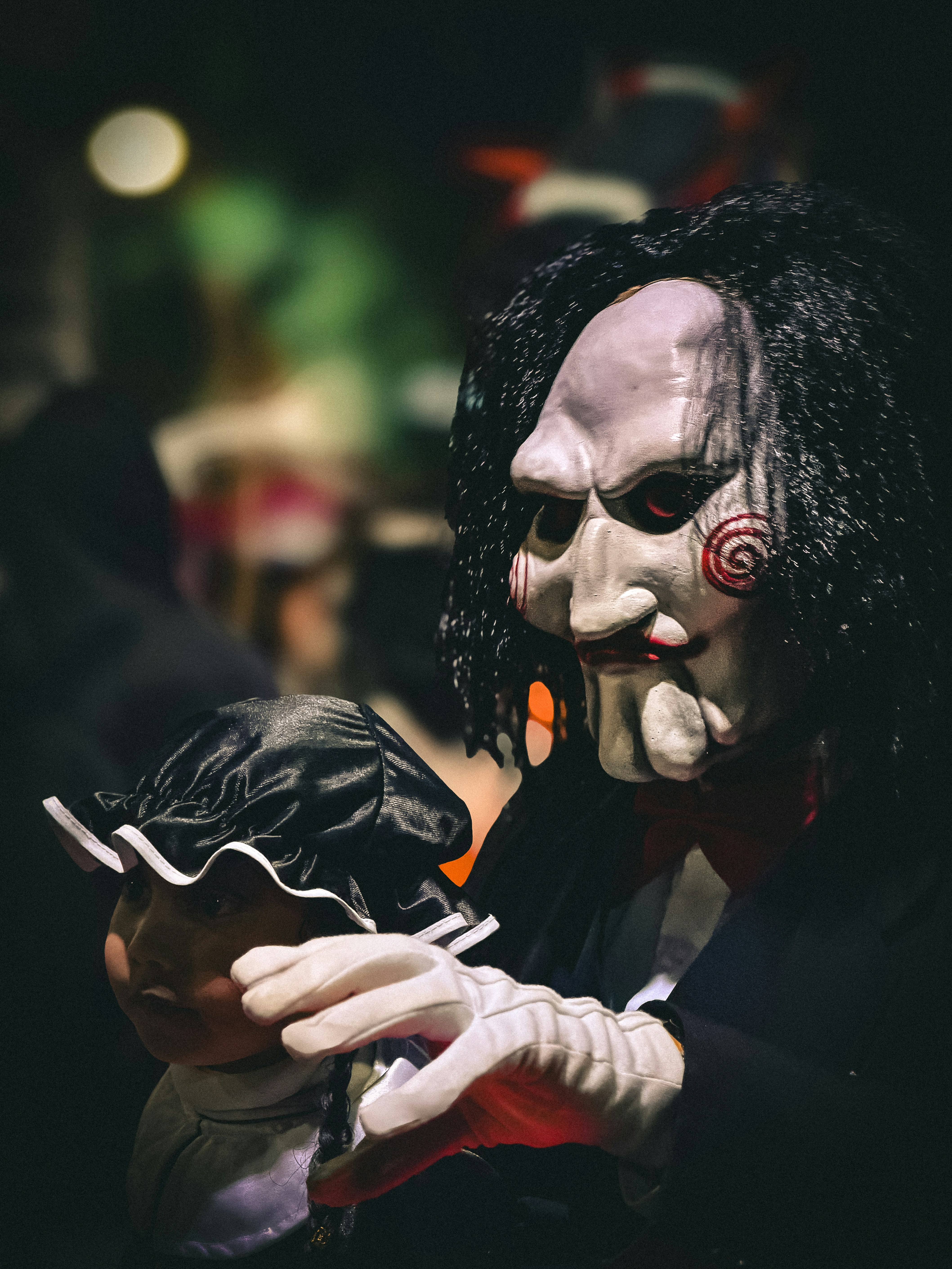 Billy the puppet from saw holding a doll photo – Free Halloween Image ...