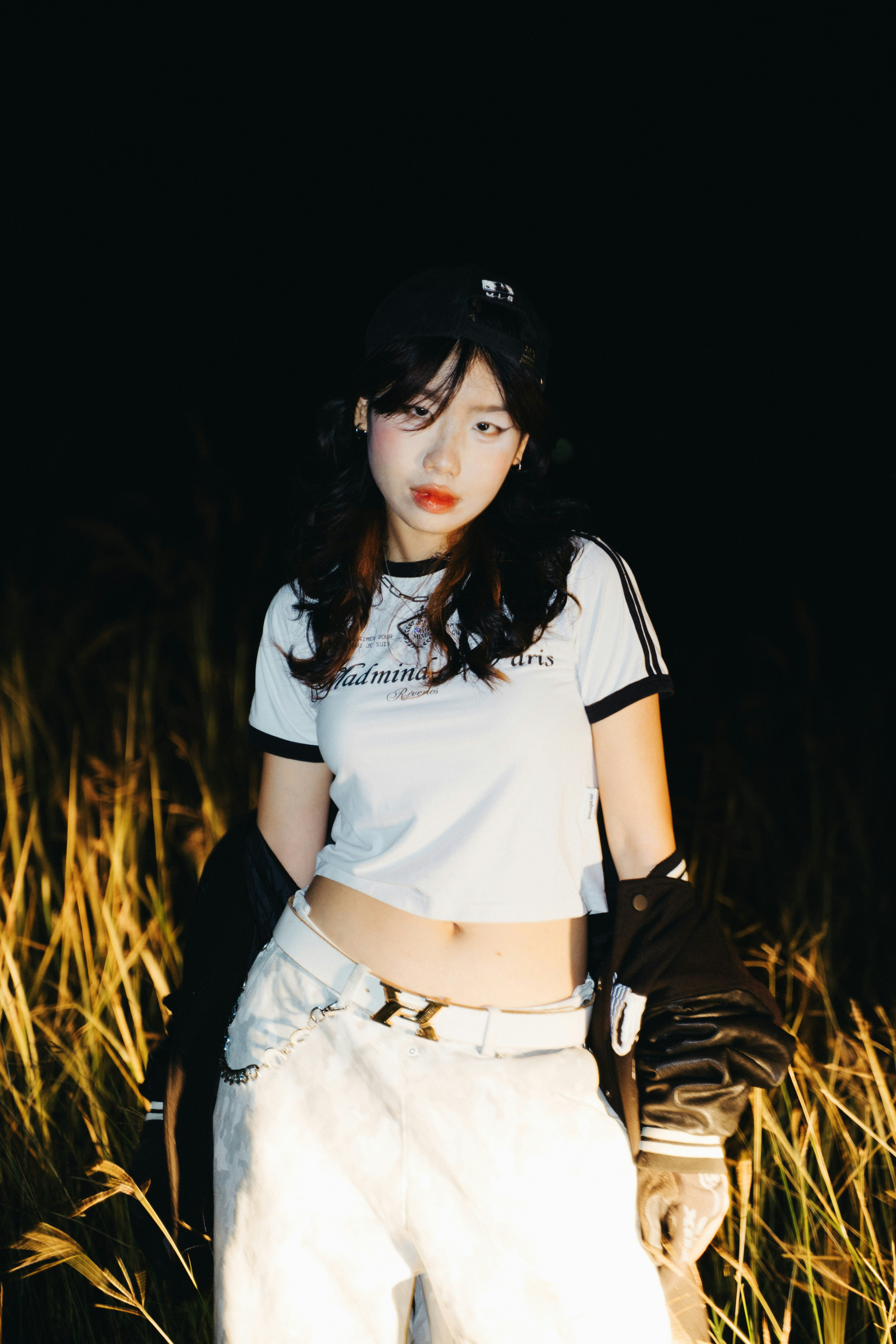 Urban Night Vibes: A Modern Muse in Nature