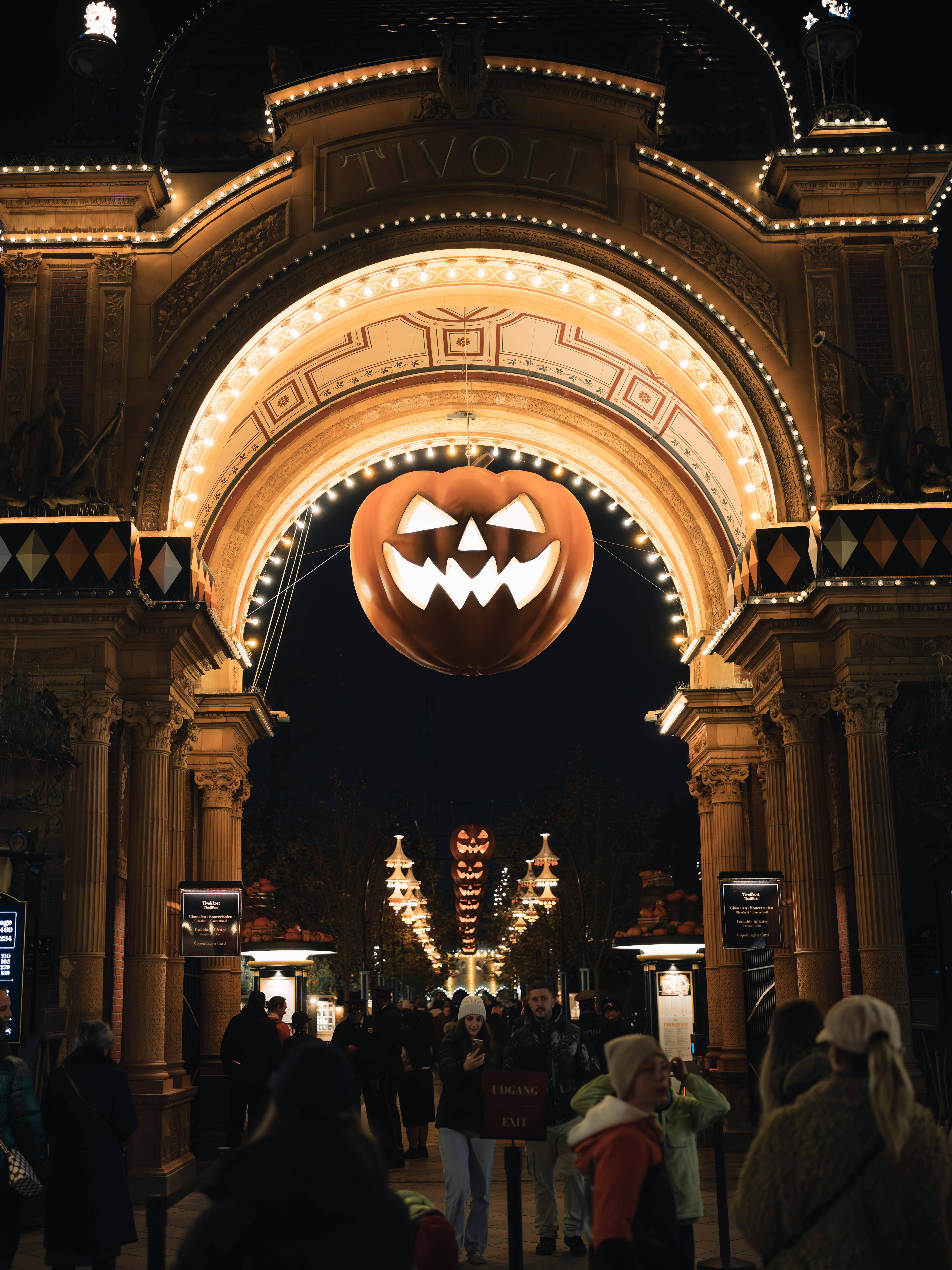Floating Lantern of Halloween: The Giant Jack-o’-Lantern Under Tivoli’s Night Arch