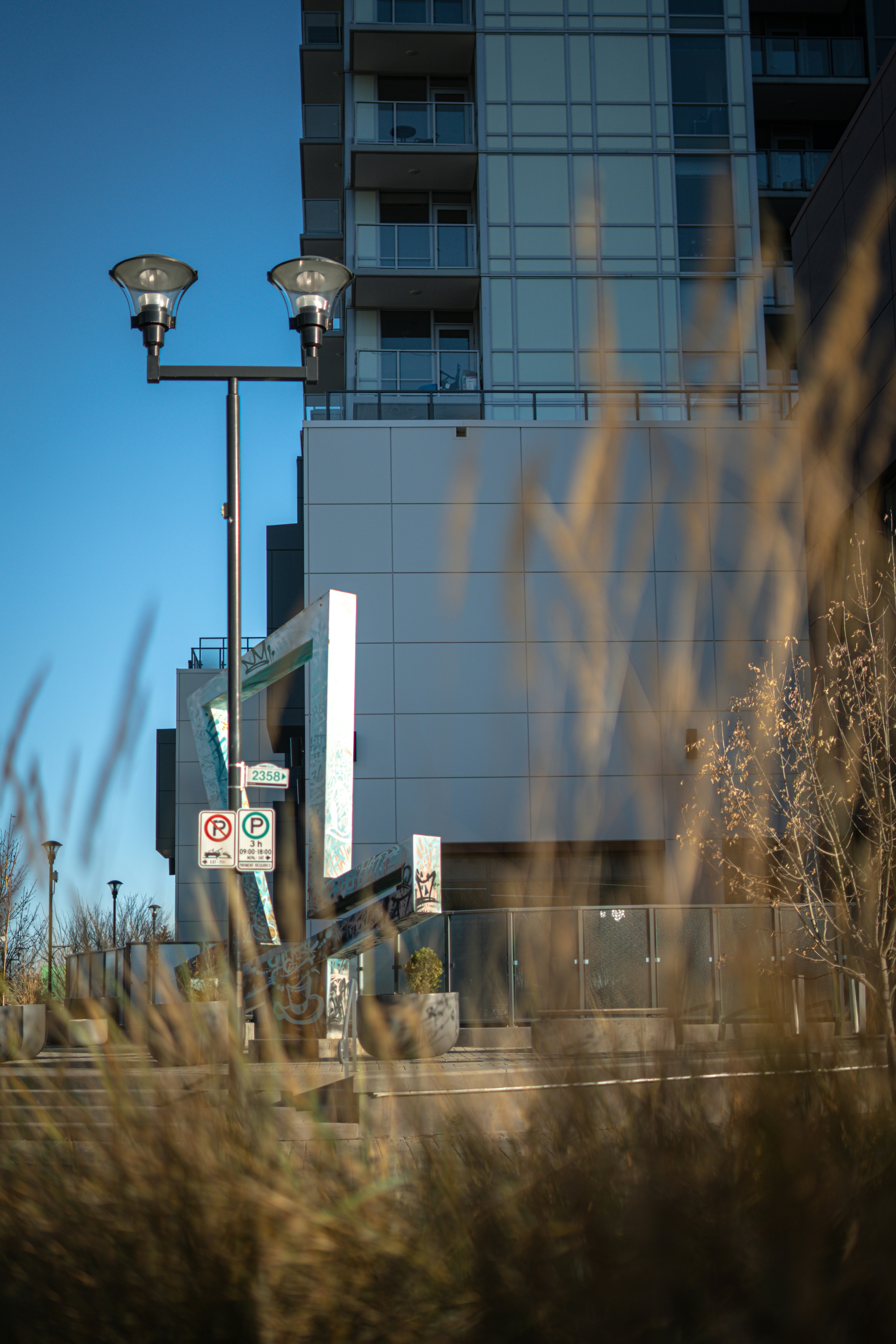 Urban Geometry: A Dialogue of Light and Structure