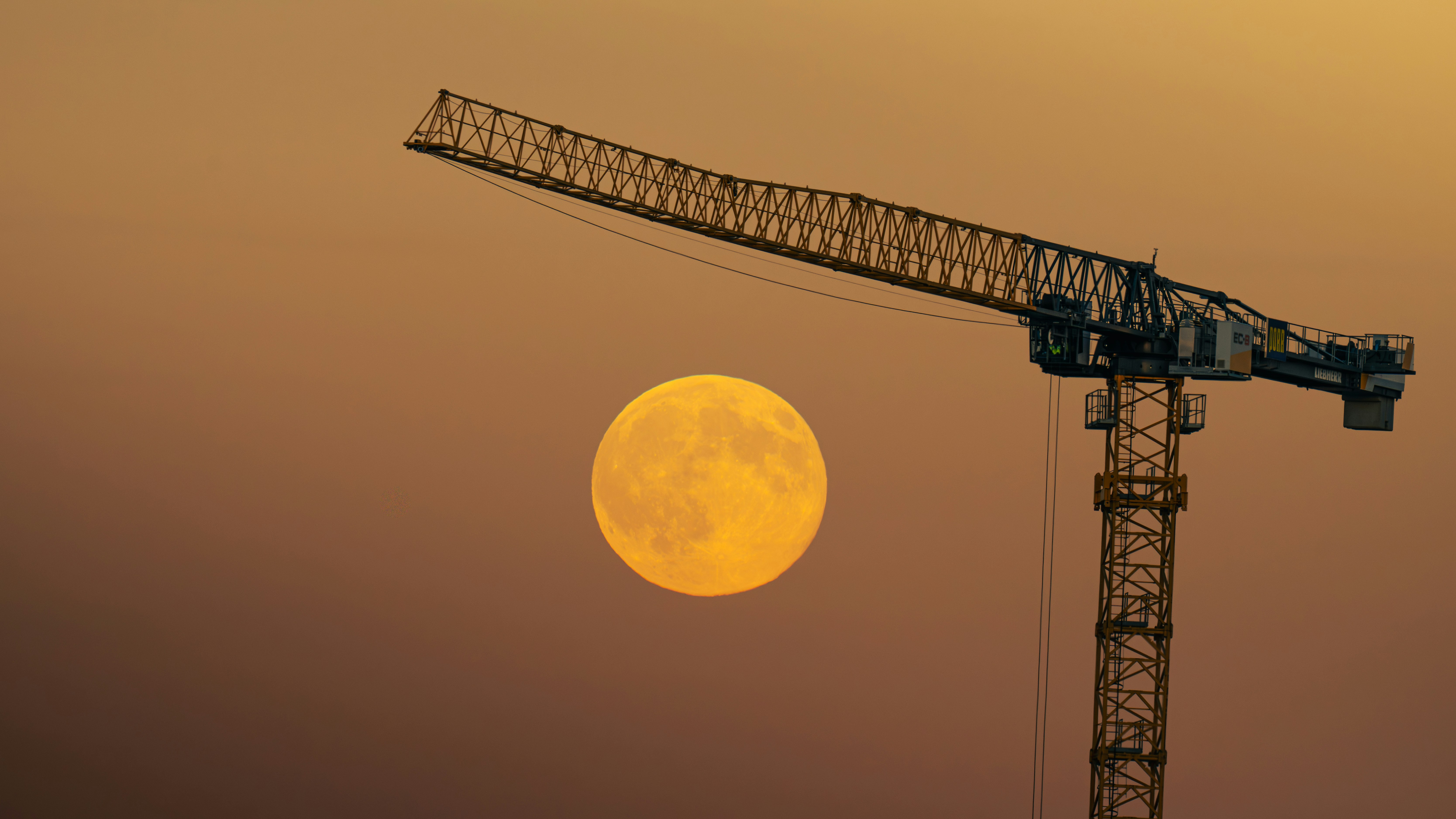 Elias Maurer (@elmaurer) | Komunitas Foto Unsplash