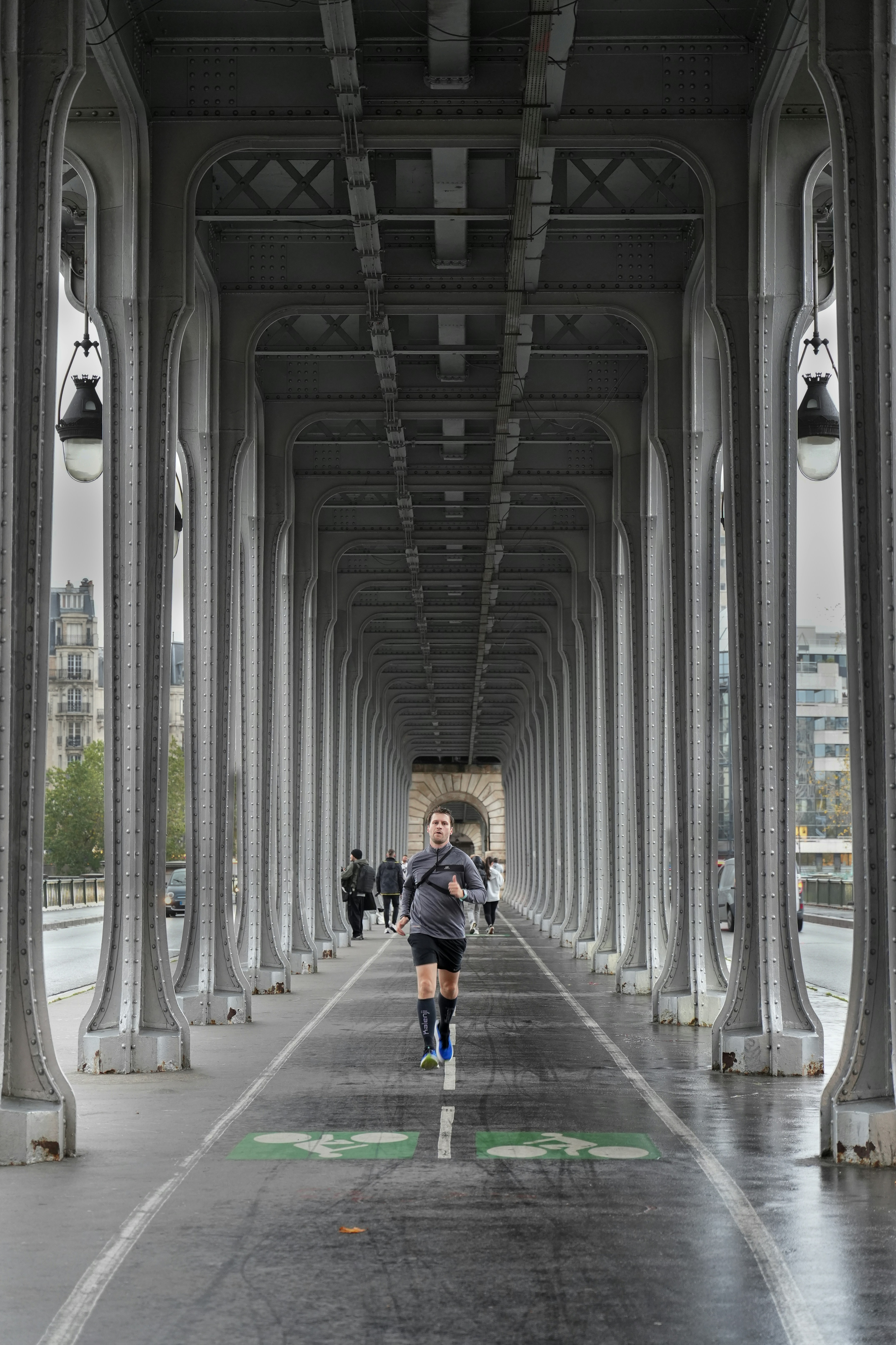 Under the City’s Steel Cathedral: A Runner in the Corridor of Arches