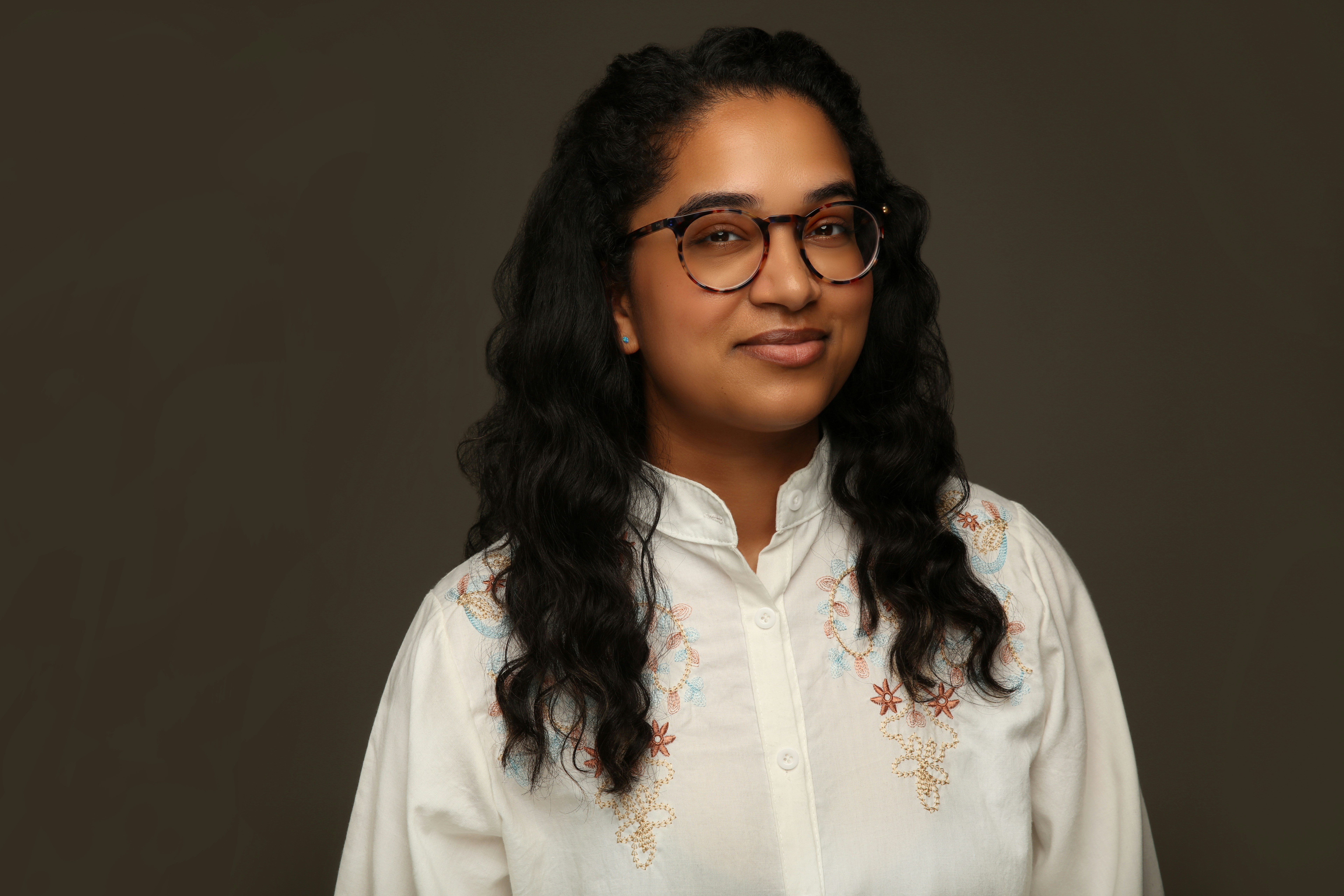 This project showcases professional beauty retouching focused on preserving natural skin texture while achieving a flawless, polished look. Using high-end retouching techniques in Adobe Photoshop, every detail — from skin tones to highlights — is carefully refined for a clean and authentic result. Process Overview: Frequency separation and dodge & burn for realistic skin texture Subtle color correction to enhance tones and lighting Hair, eyes, and lips refined for natural detail and balance Non-destructive workflow maintaining image integrity A professional beauty retouch showcasing natural skin texture, smooth tones, and flawless details. This high-end portrait retouching enhances facial features, removes blemishes, and preserves a realistic, radiant look — perfect for fashion, editorial, and commercial photography. @mdishakrahman