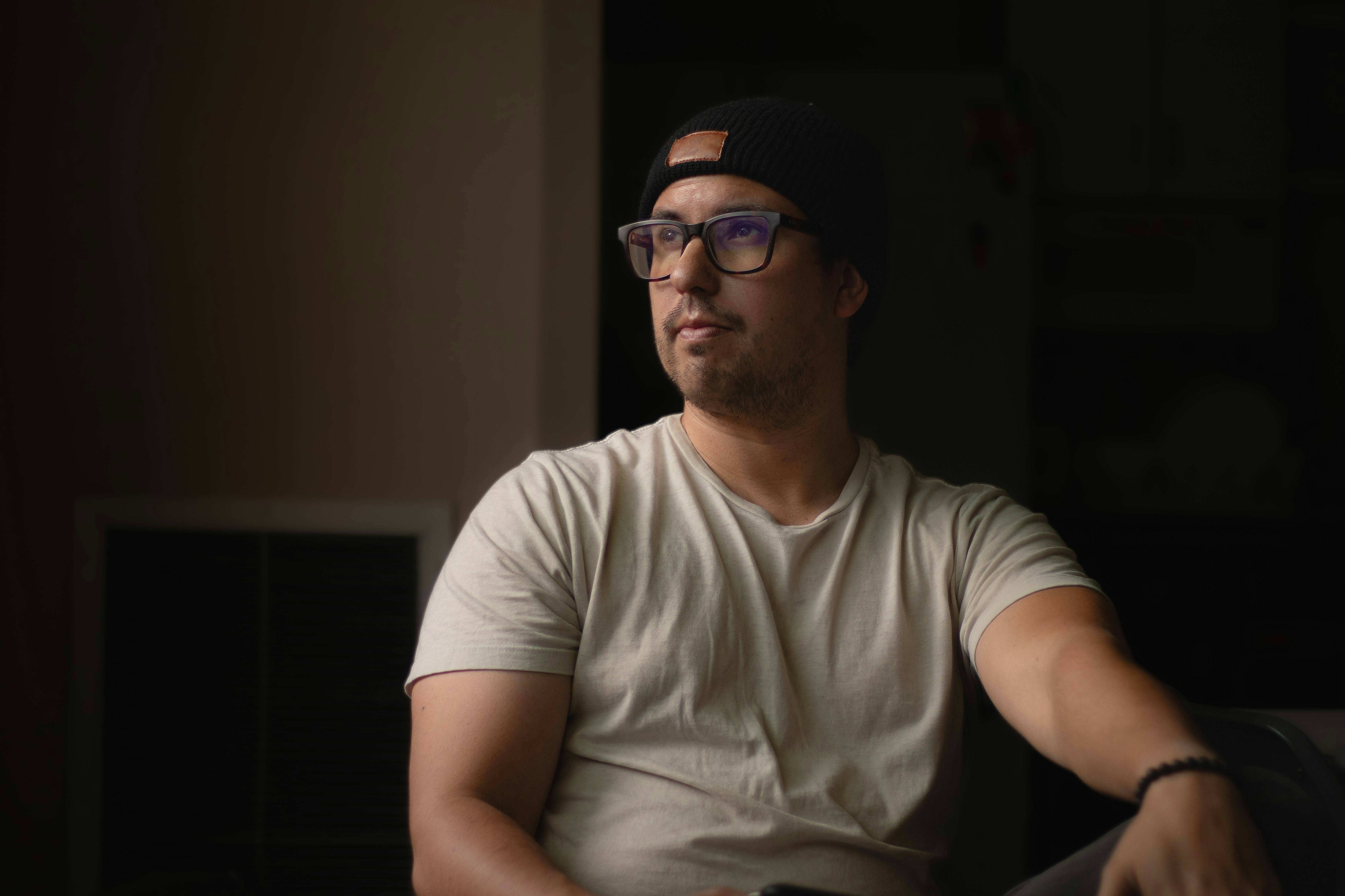 Gaze in Soft Light: A Casual Studio Portrait