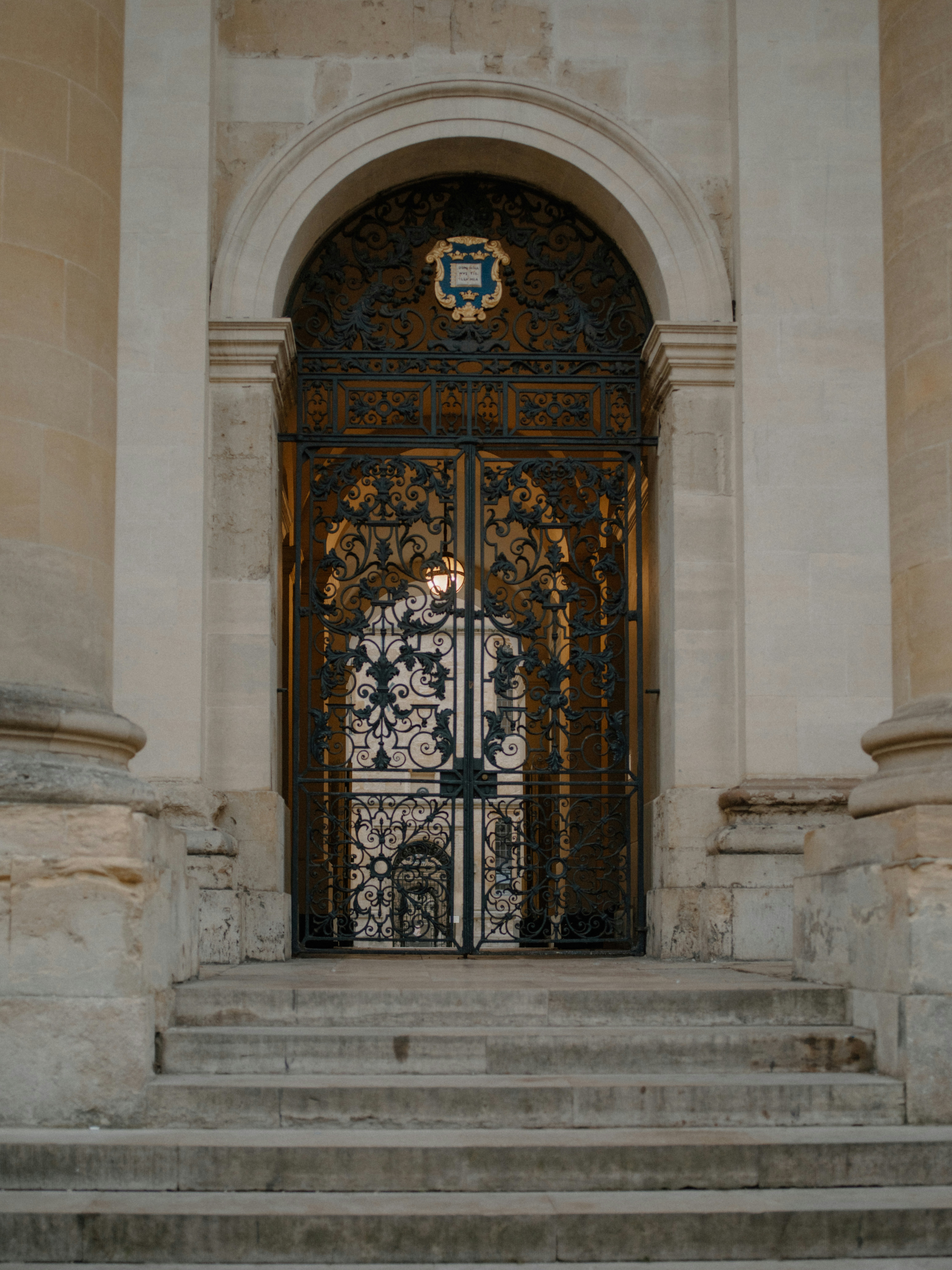 Photo by Annie Spratt with Ricoh PENTAX 645Z