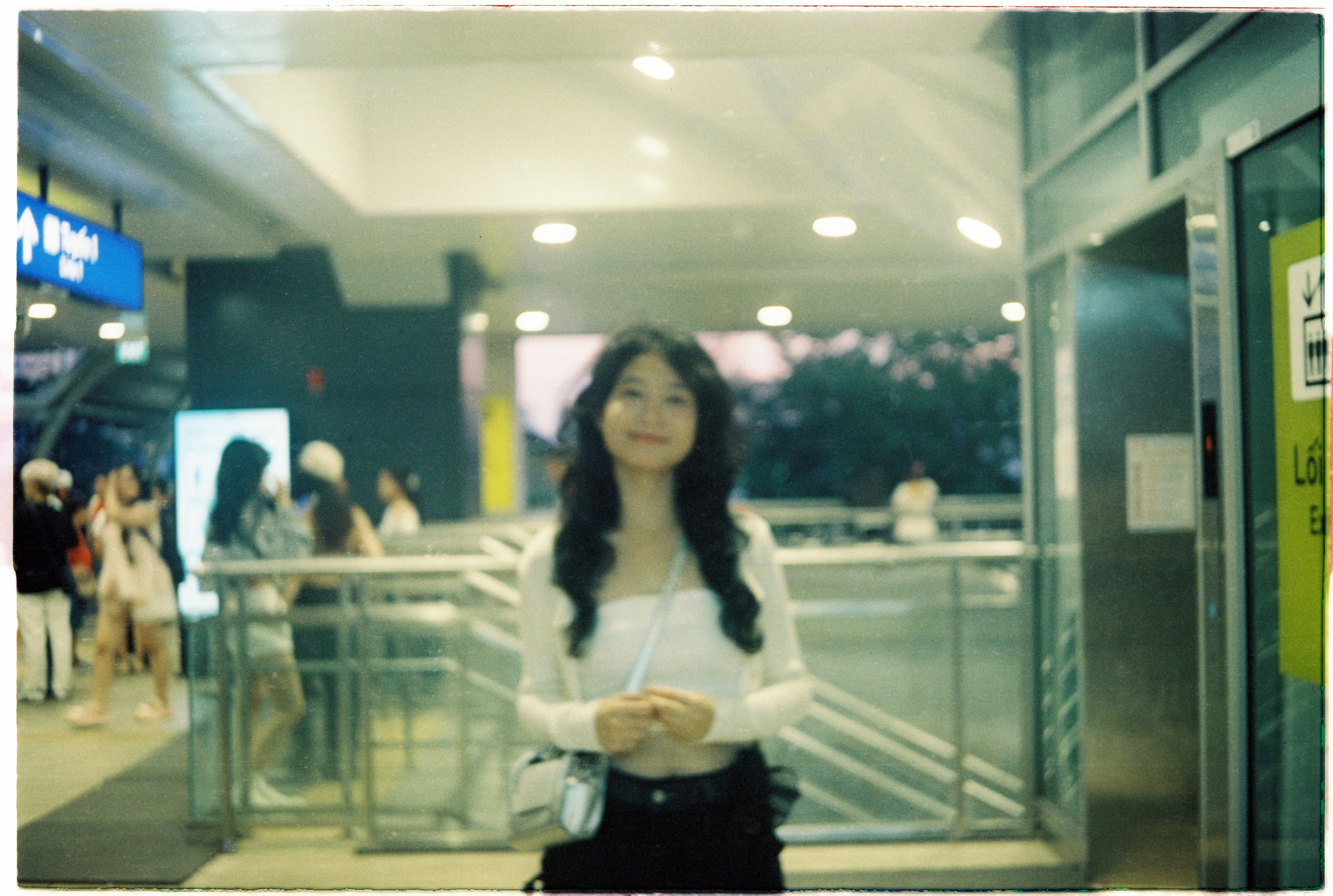 Photo by Le Tran Hoang Oanh with Fujifilm SP-3000