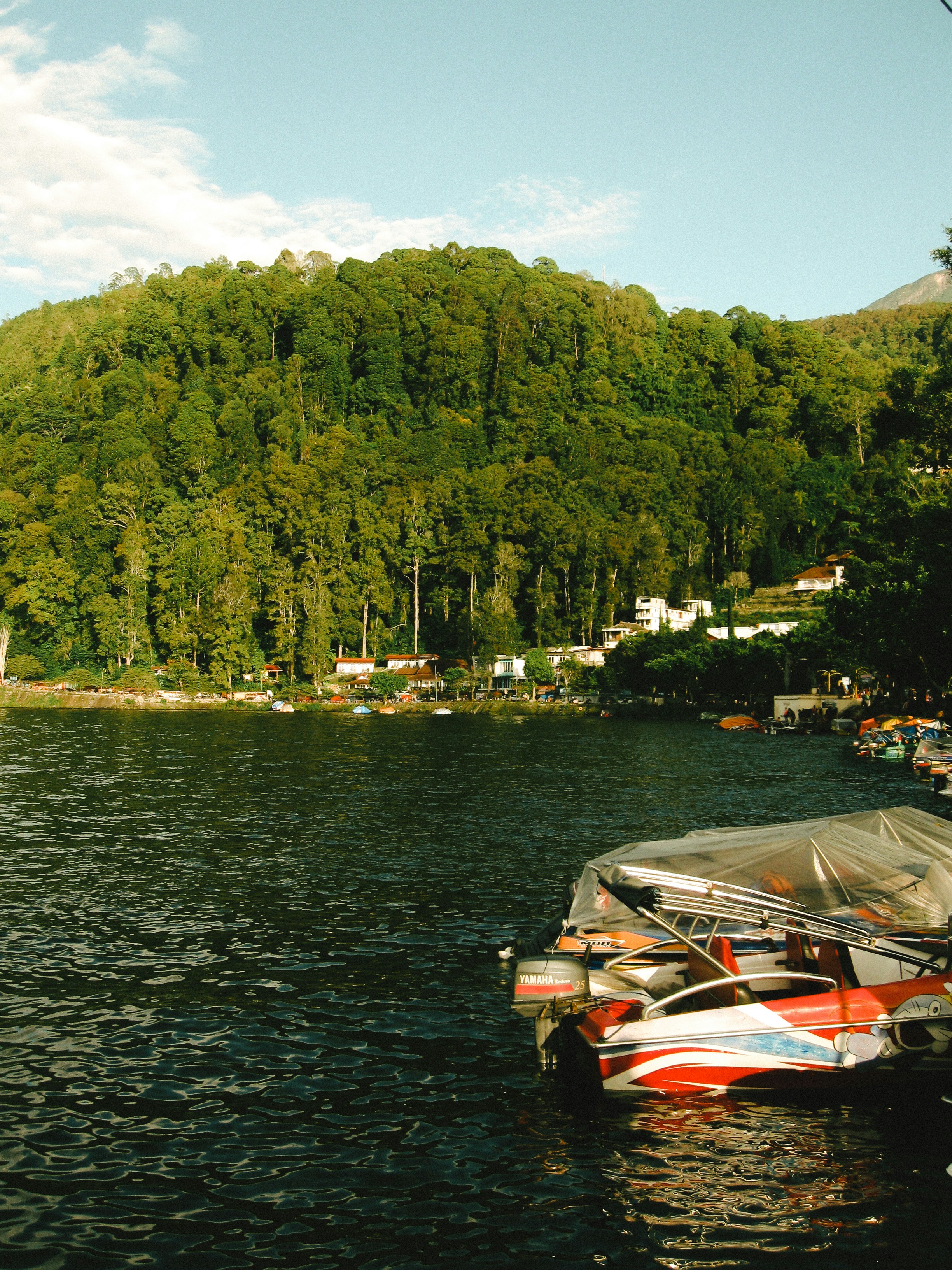 Photo by Abror Alarice with Canon PowerShot A580