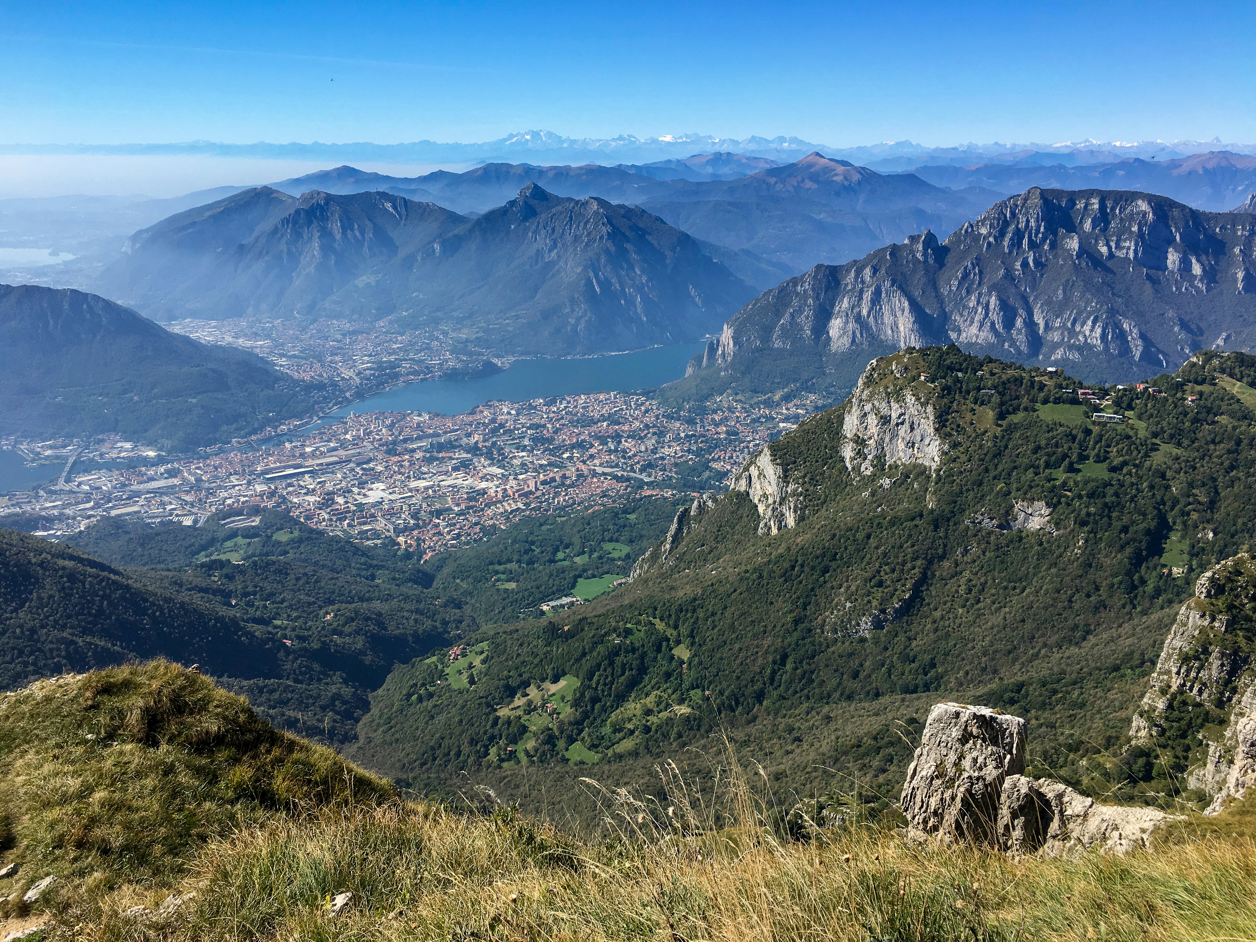 Photo by Jan Suchánek with Apple iPhone 6s