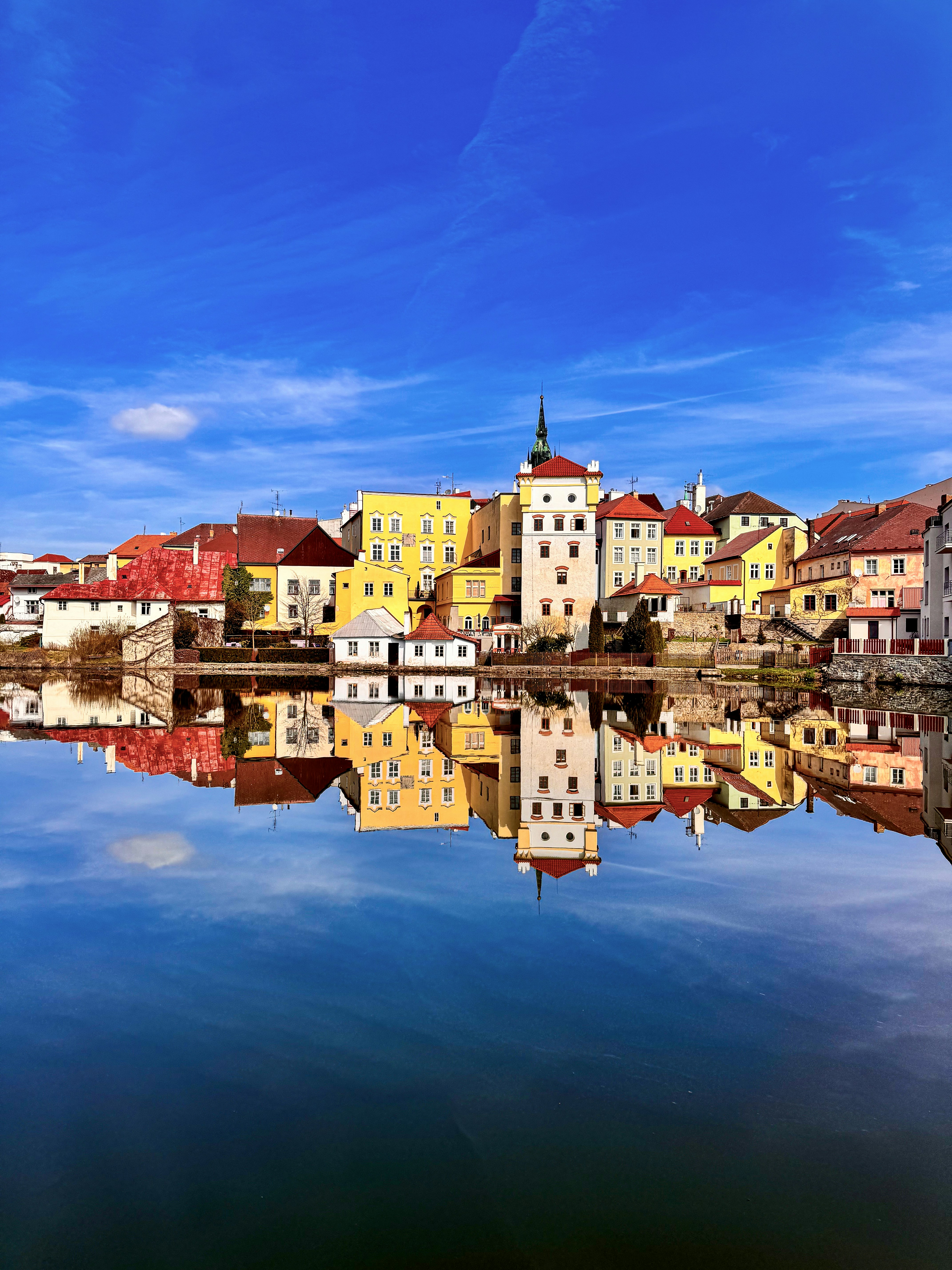 Photo by Jan Suchánek with Apple iPhone 15 Pro Max