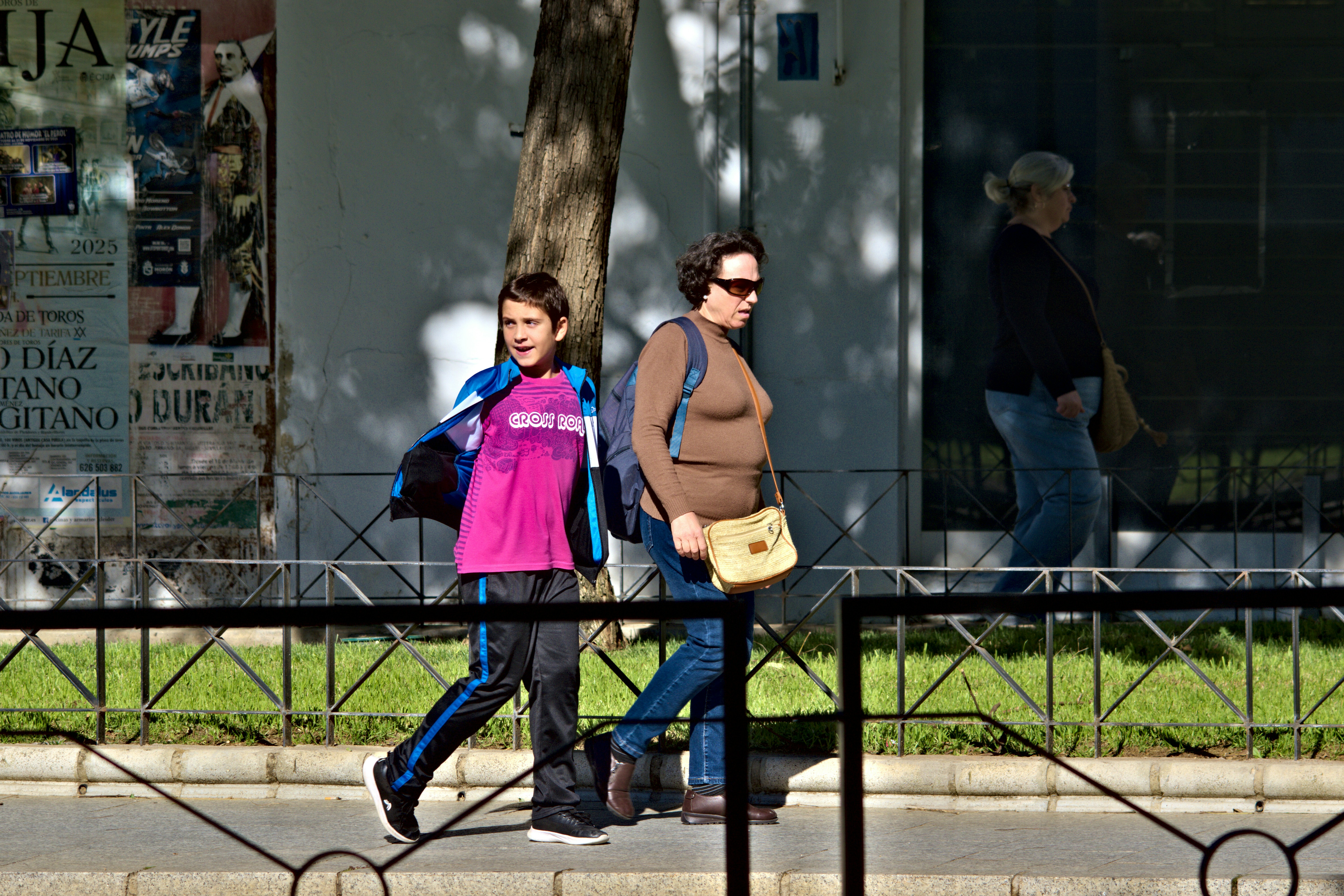 This an intentional capture of people in the street. I just placed myself in a plave and shot ordinary people passing by