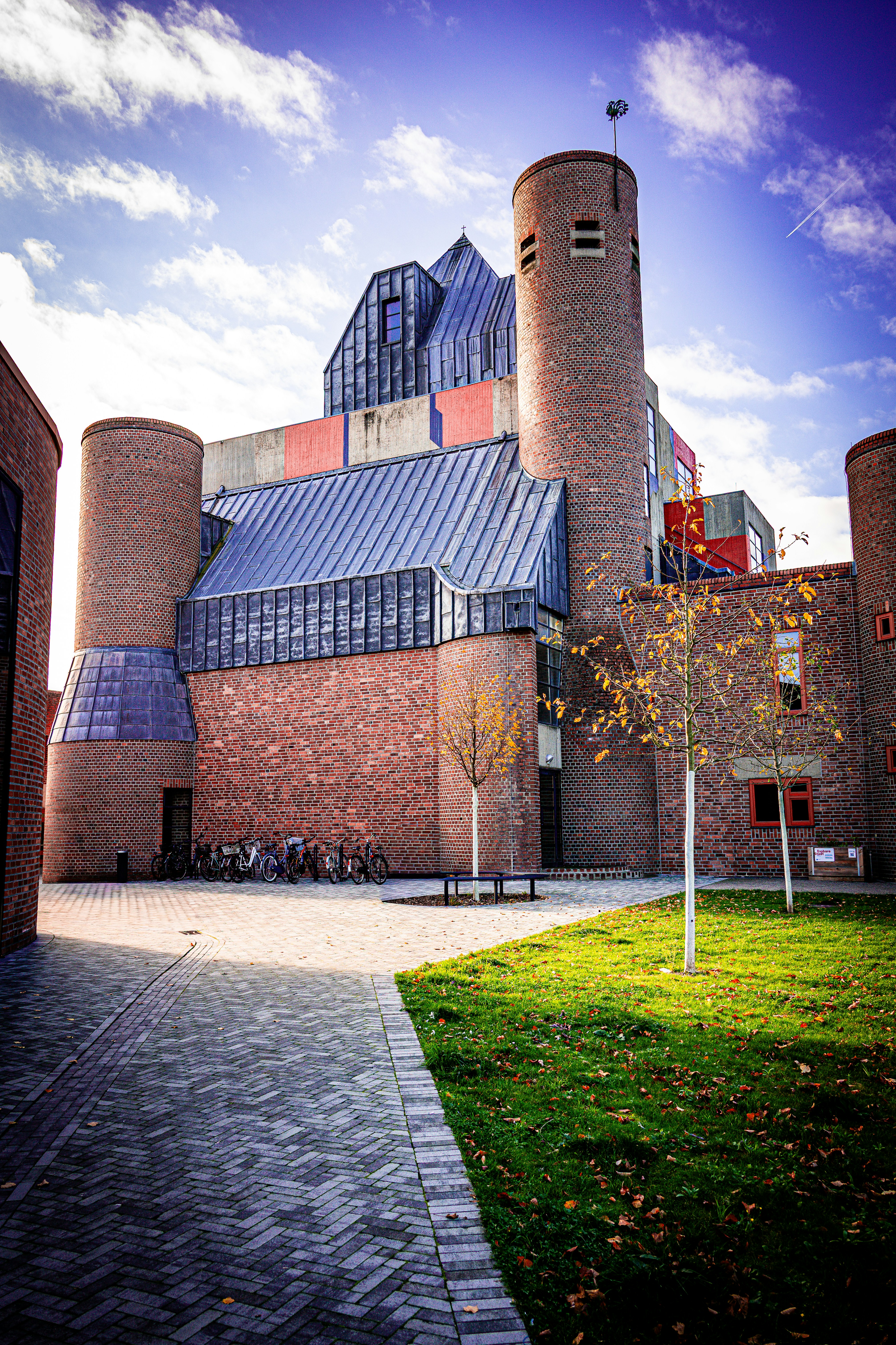 Cobalt Roofs and Brick Cylinders: A Campus Architecture Portrait