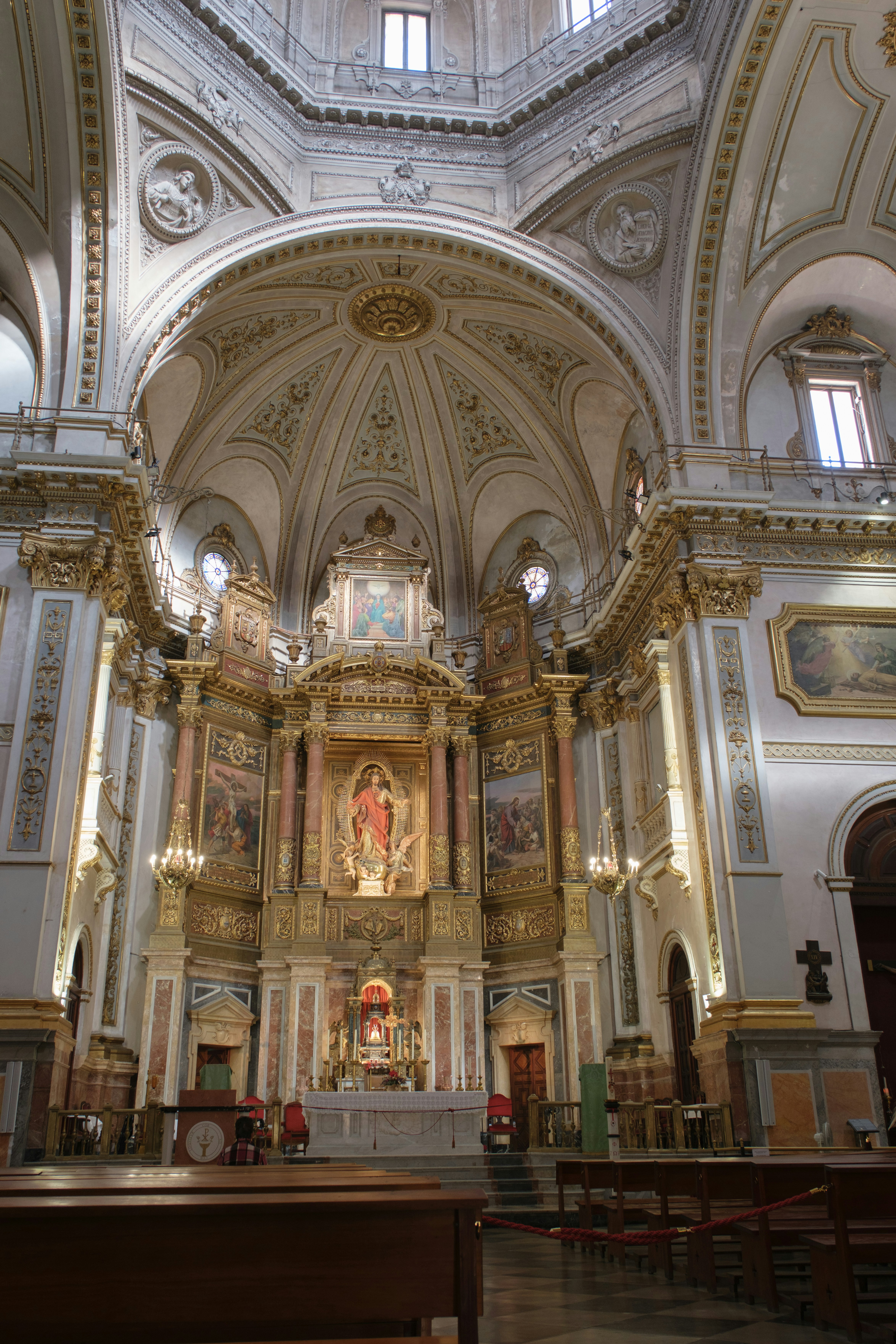 Gilded Altar Under Baroque Vaults: A Cathedral’s Quiet Majesty