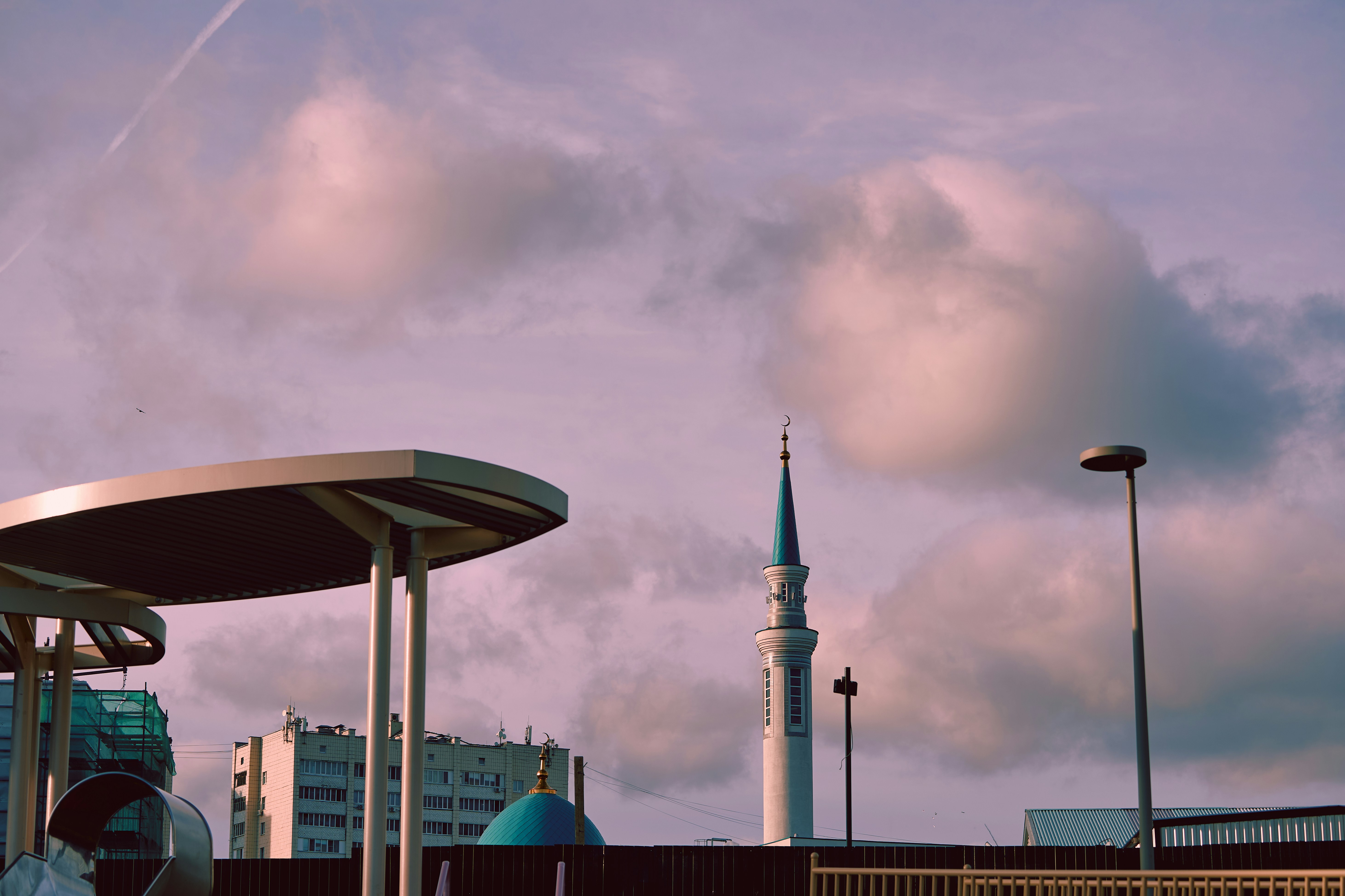 Photo by Maxim Tolchinskiy with Sony Alpha 7 III