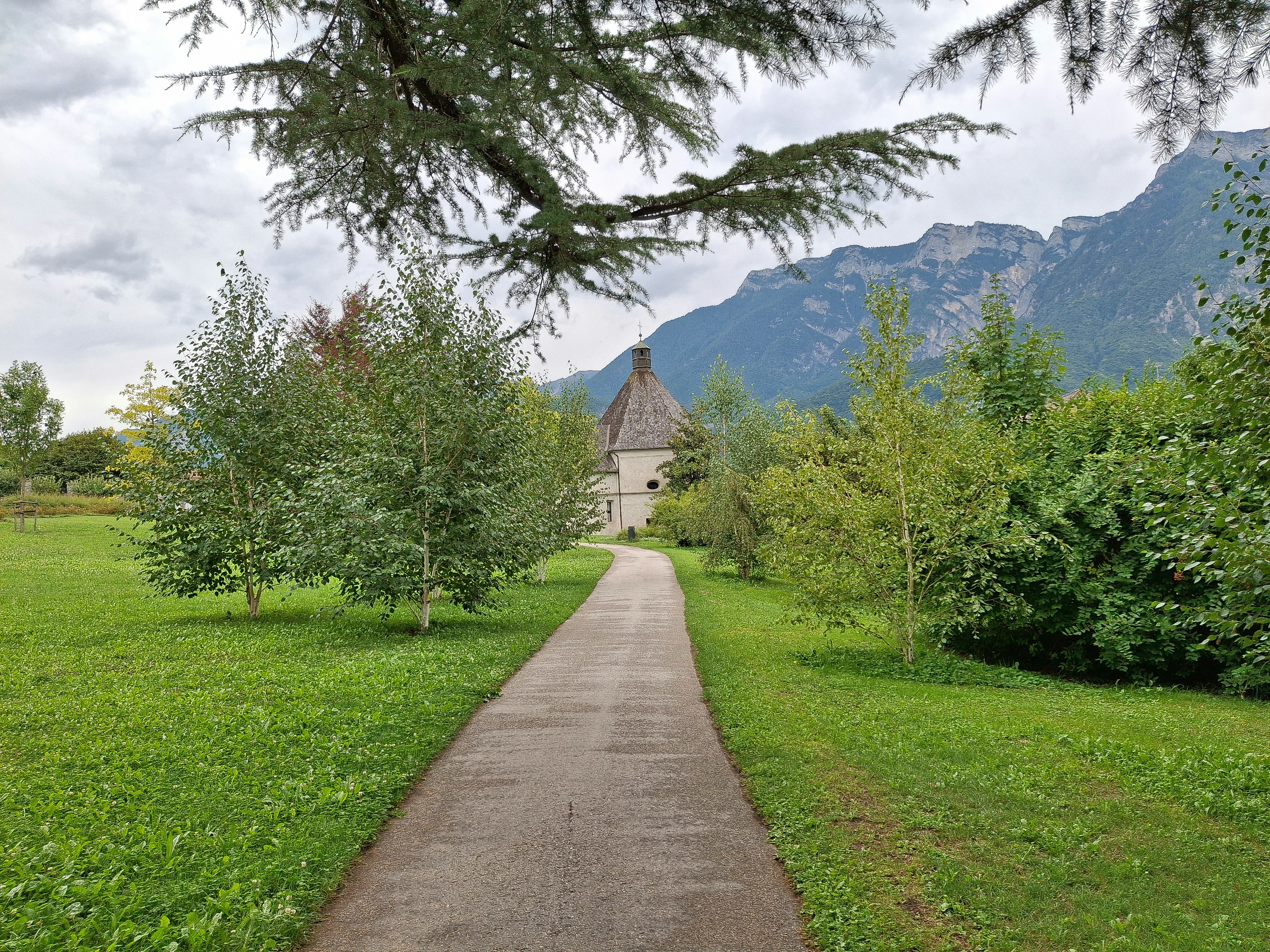 Photo by MAURO FOSSATI with Canon EOS 2000D