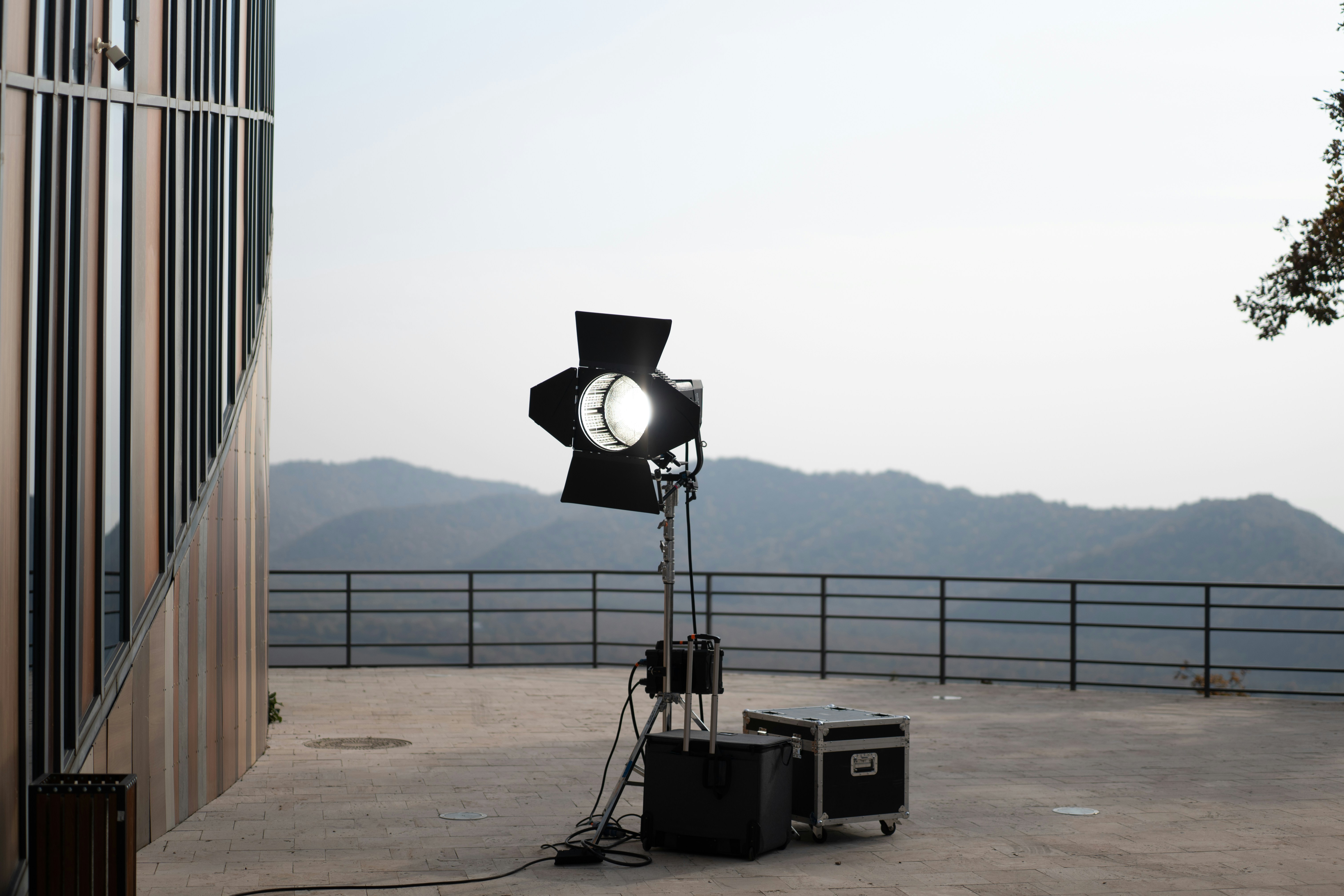 Nanlux light for the shooting set