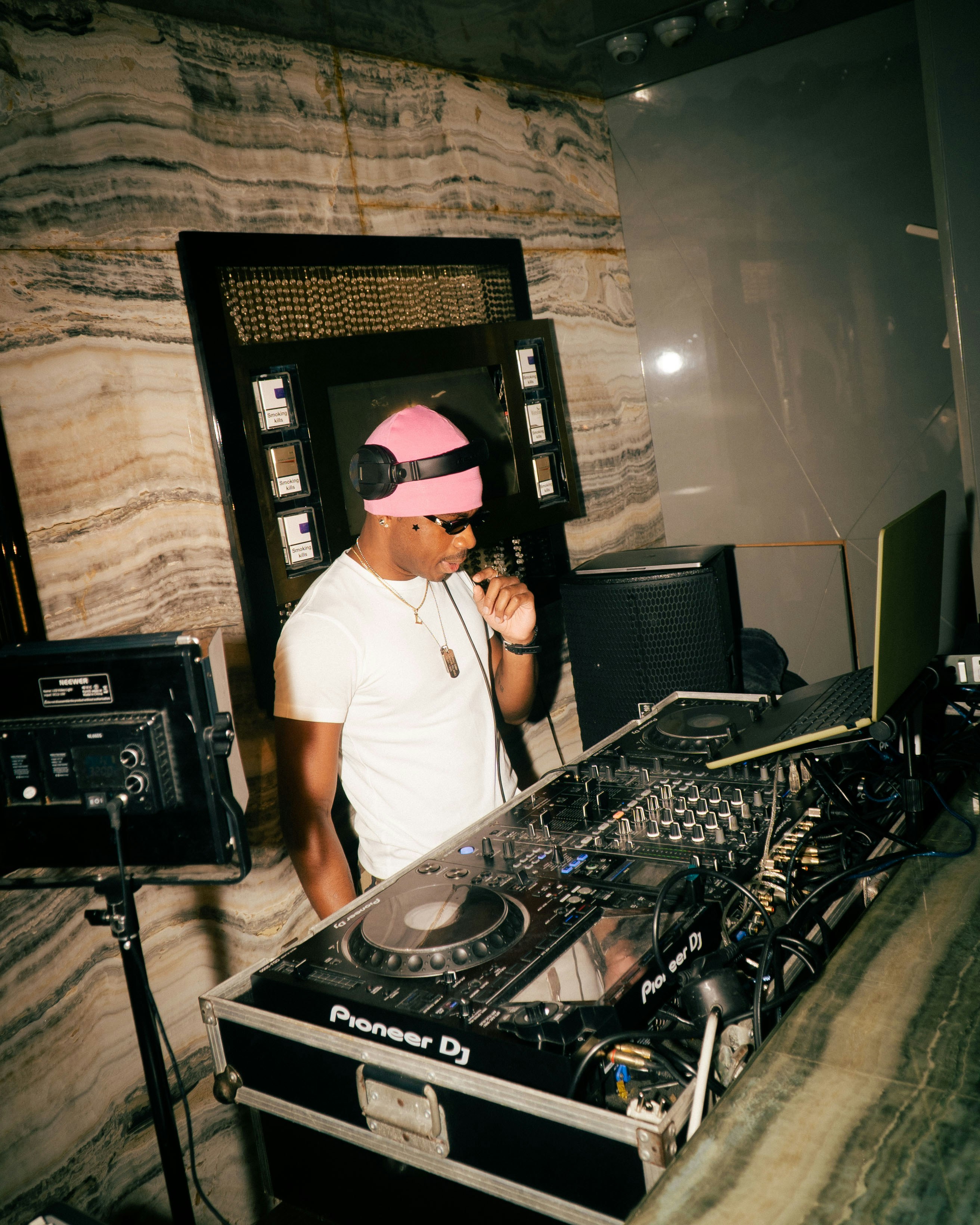 Photo by Christian Agbede with Sony Alpha 7 III