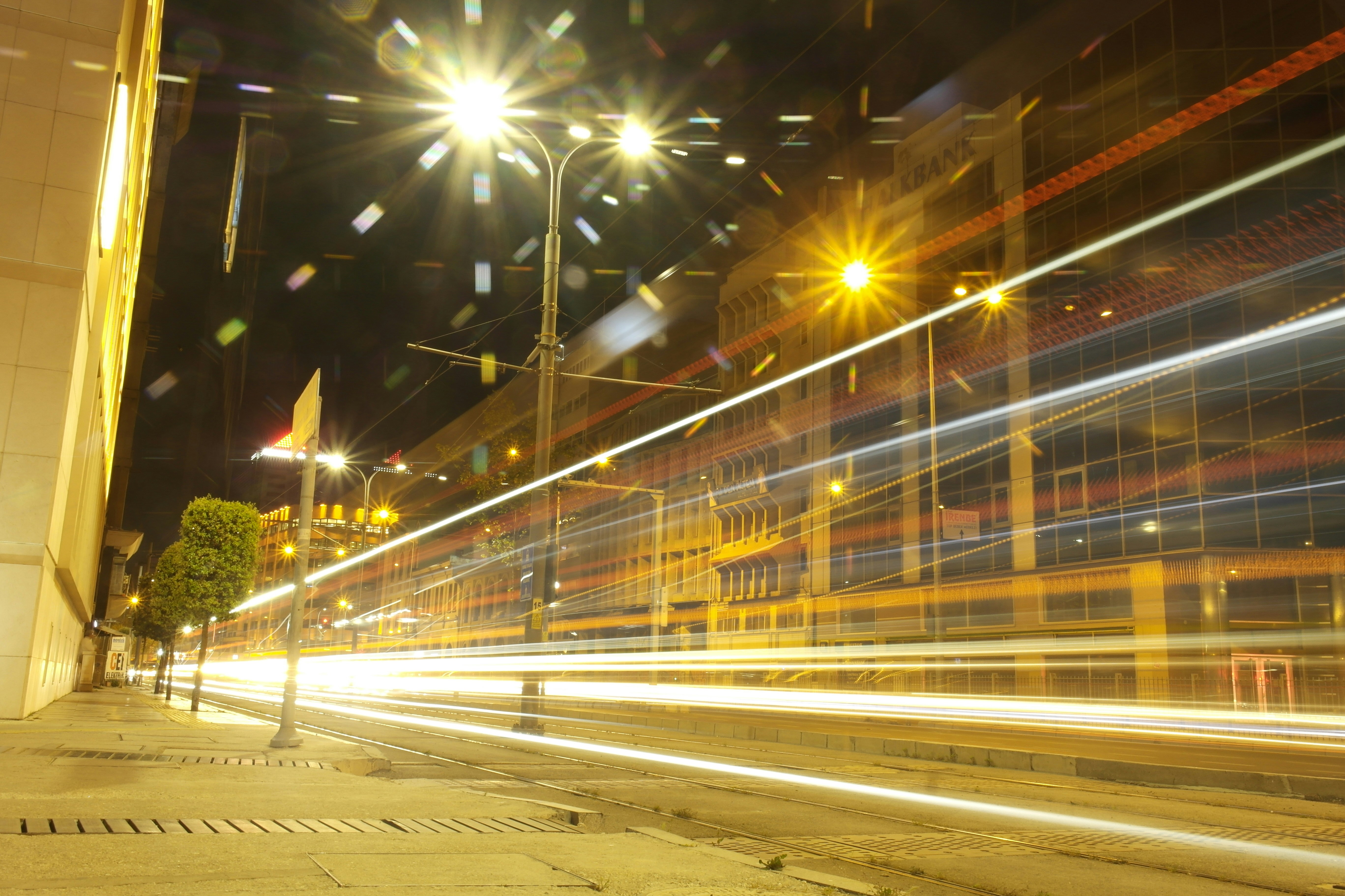 Sample photo from Samsung NX20