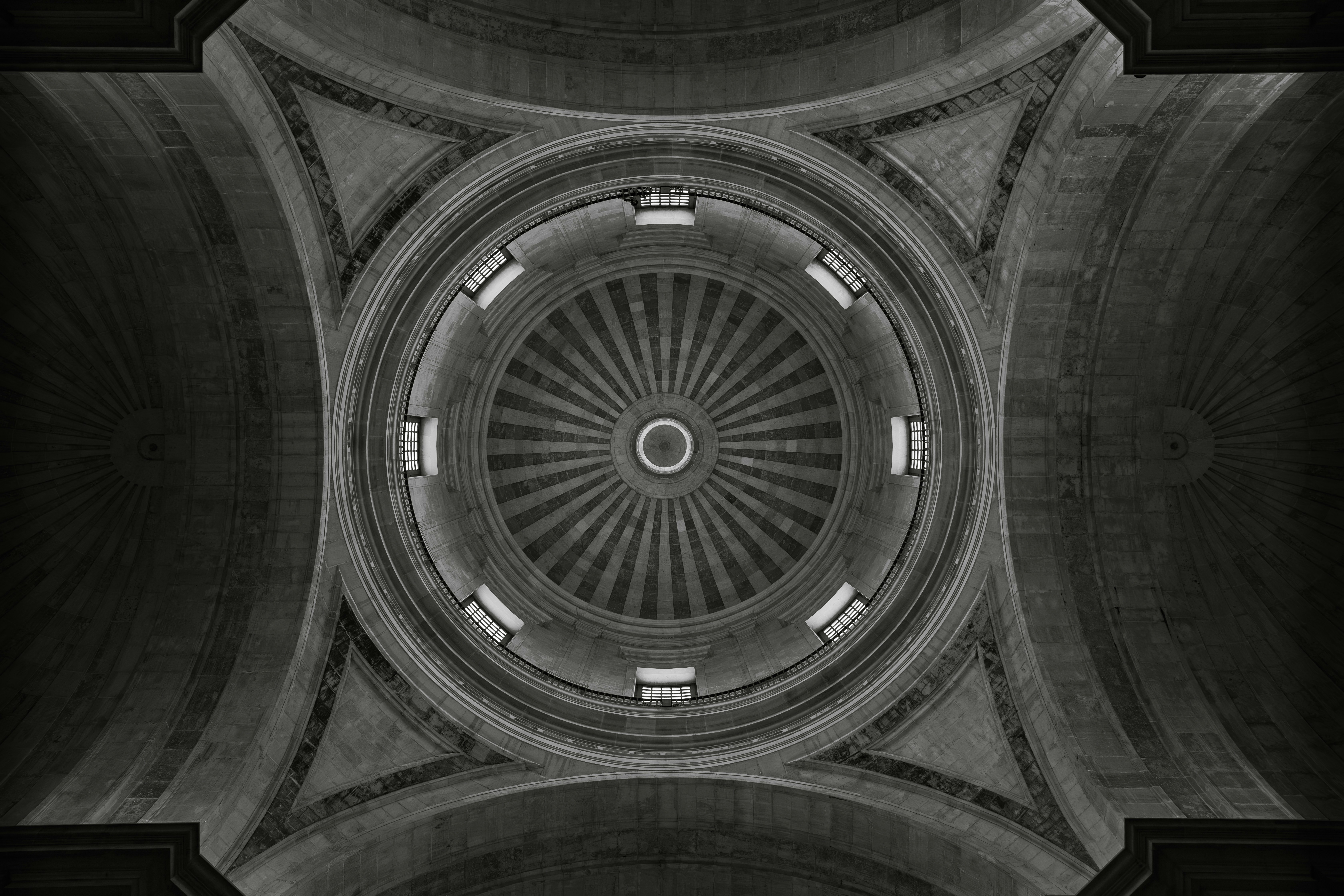 Concentric Radiance: The Monochrome Vault of the Dome