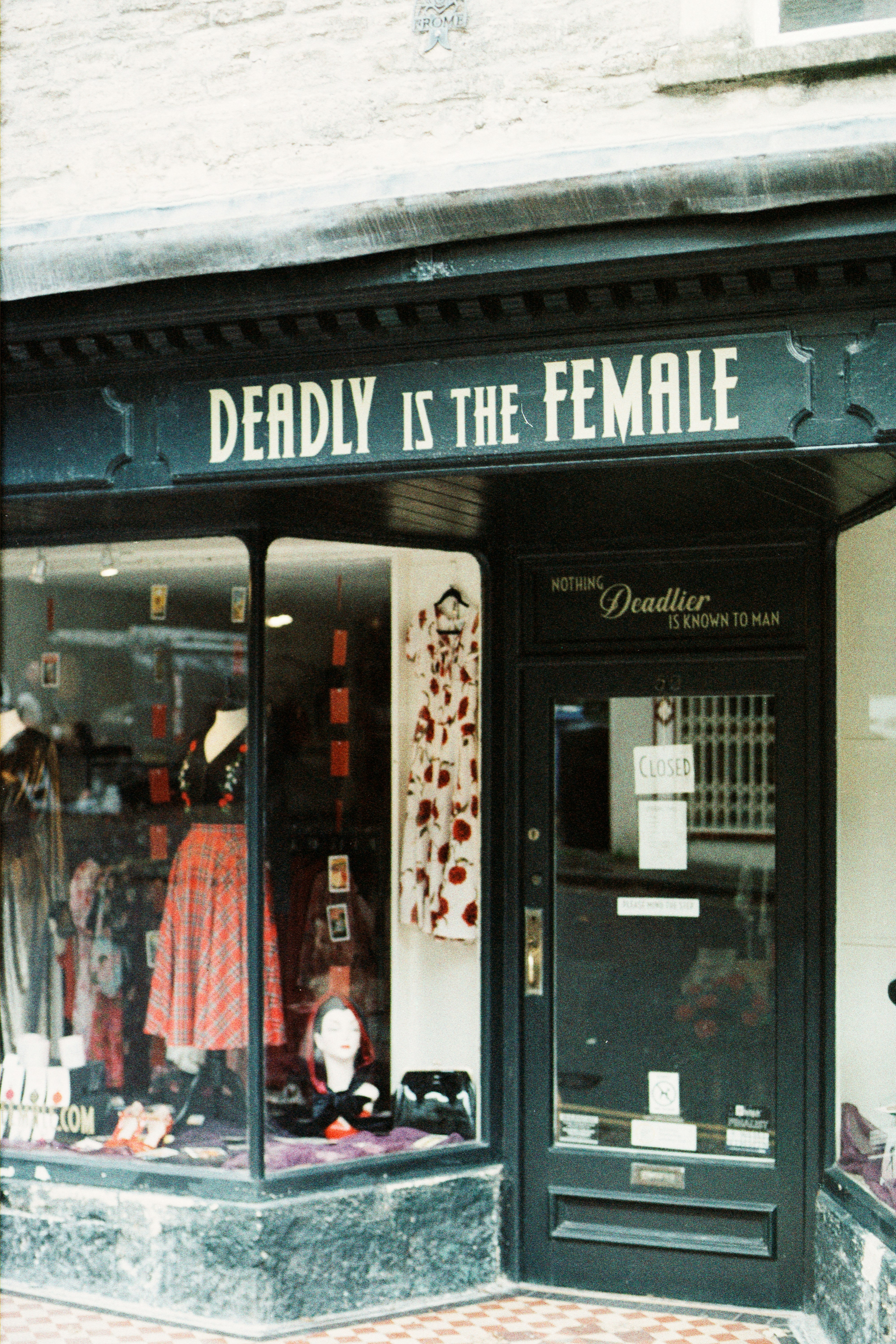 Women Clothing Store Pictures | Download Free Images on Unsplash