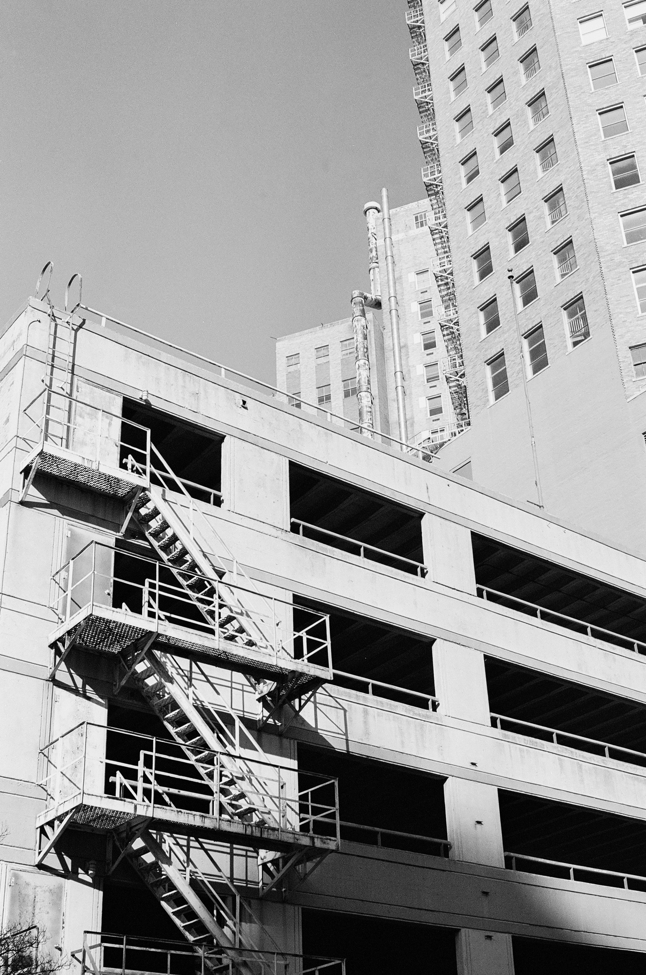 Fire escape on a multi-story concrete building photo – Free Industrial ...