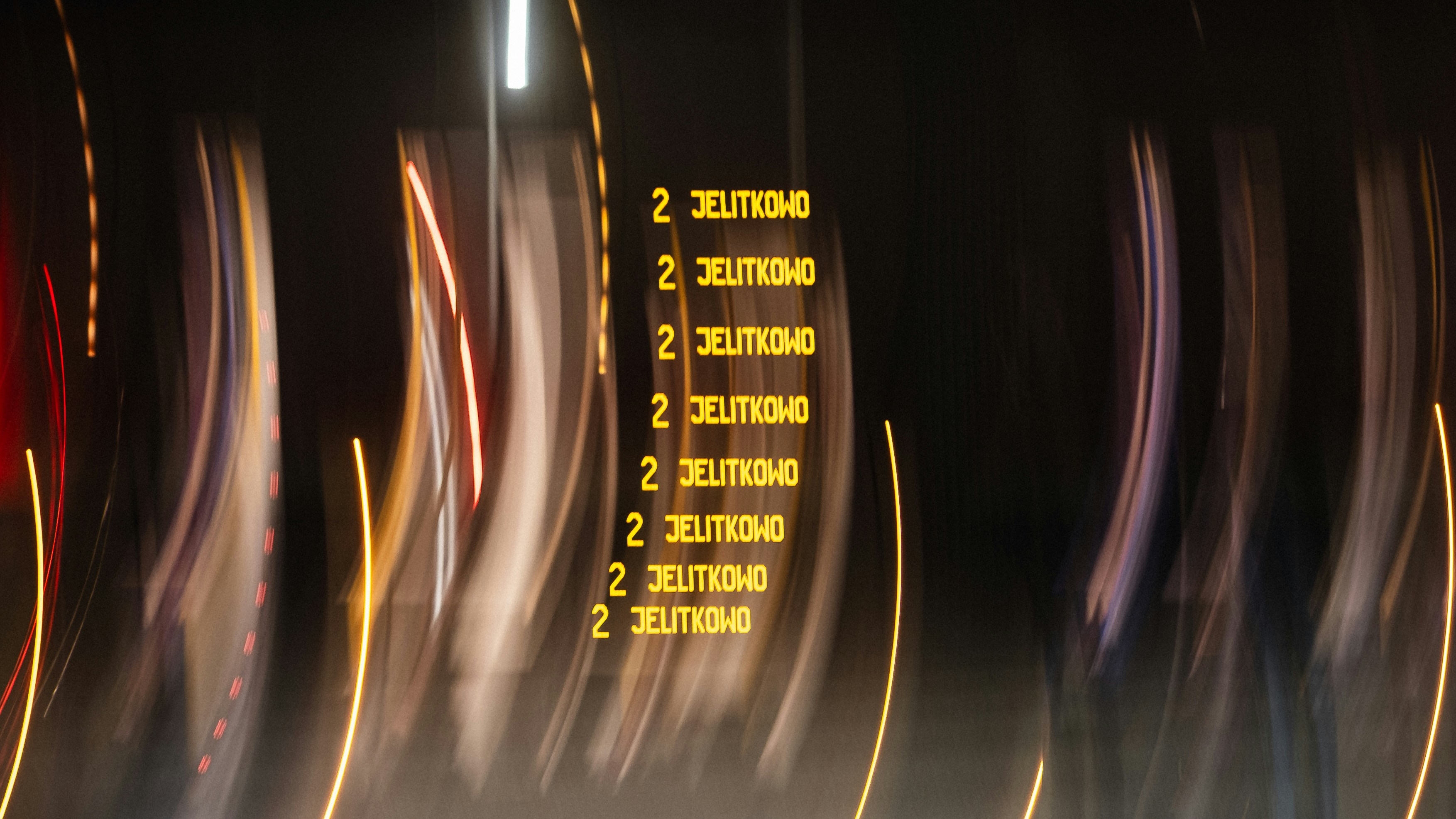 Photo by Maksim Samuilionak with Fujifilm X-T4