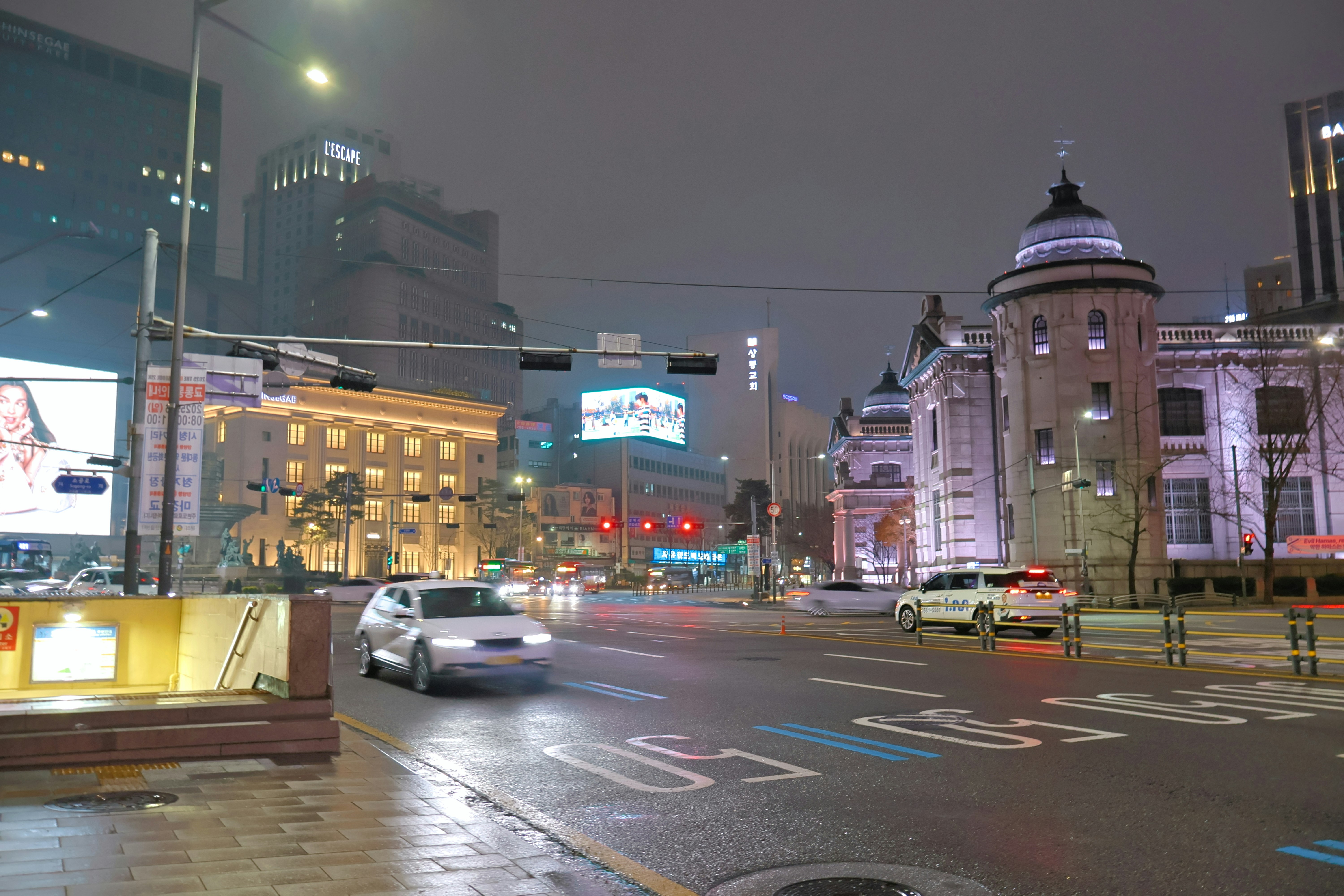 Photo by waa towaw with Canon EOS R50