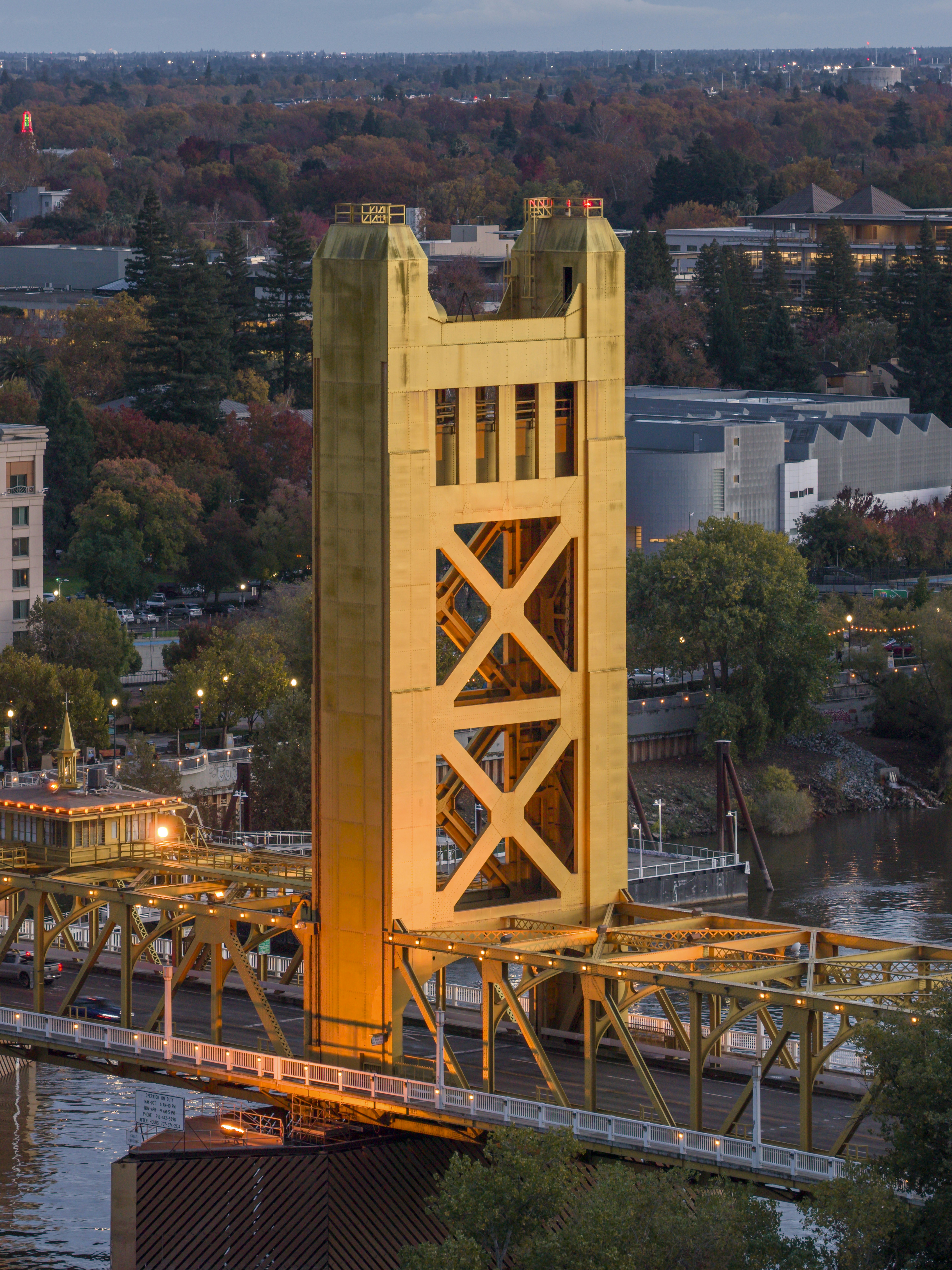 Golden Tower Bridgeframe: Autumn Tones and River Reflections