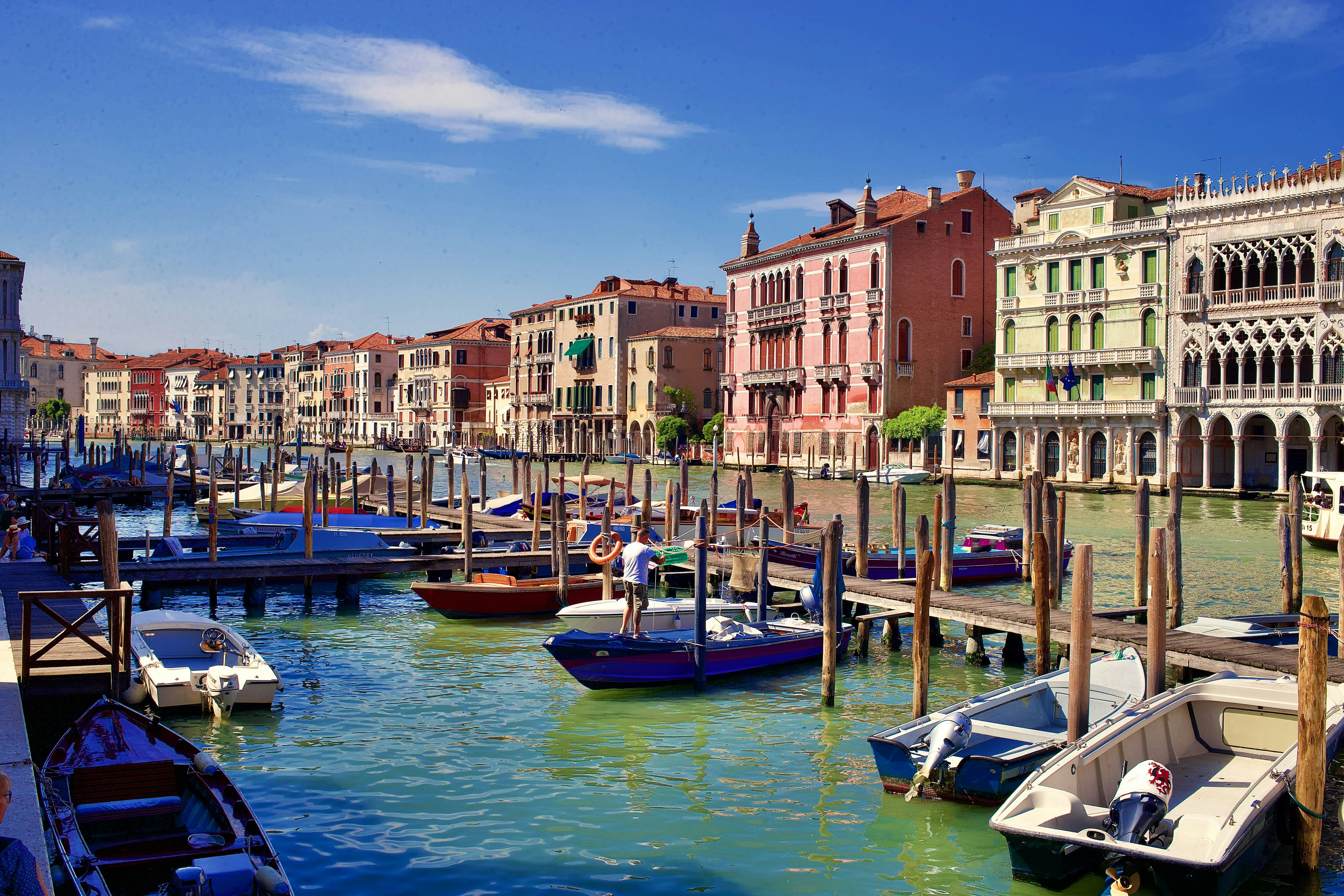 Photo by James Wainscoat with Canon EOS-1D X