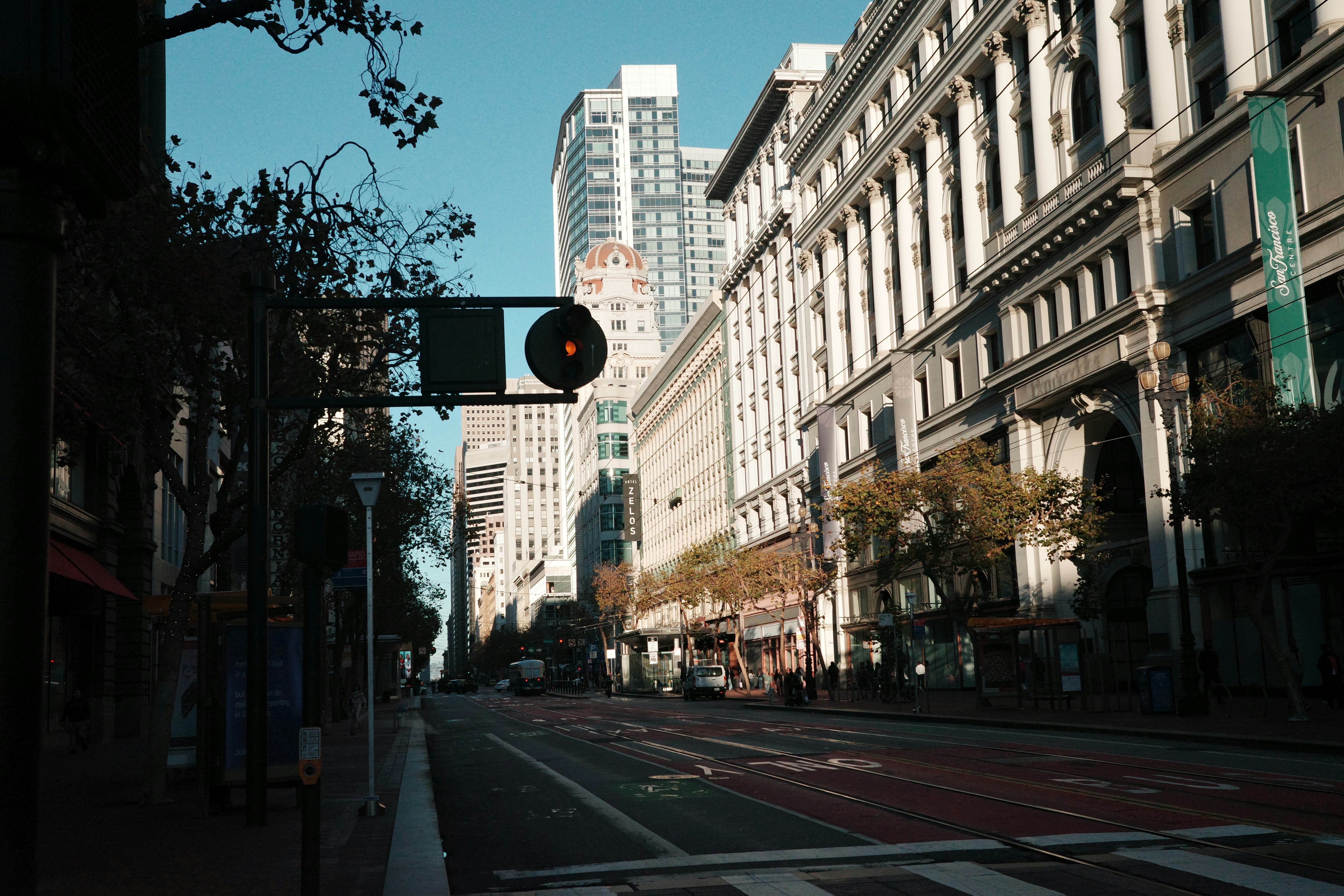 Photo by Van Tien Le with Ricoh GR IIIx