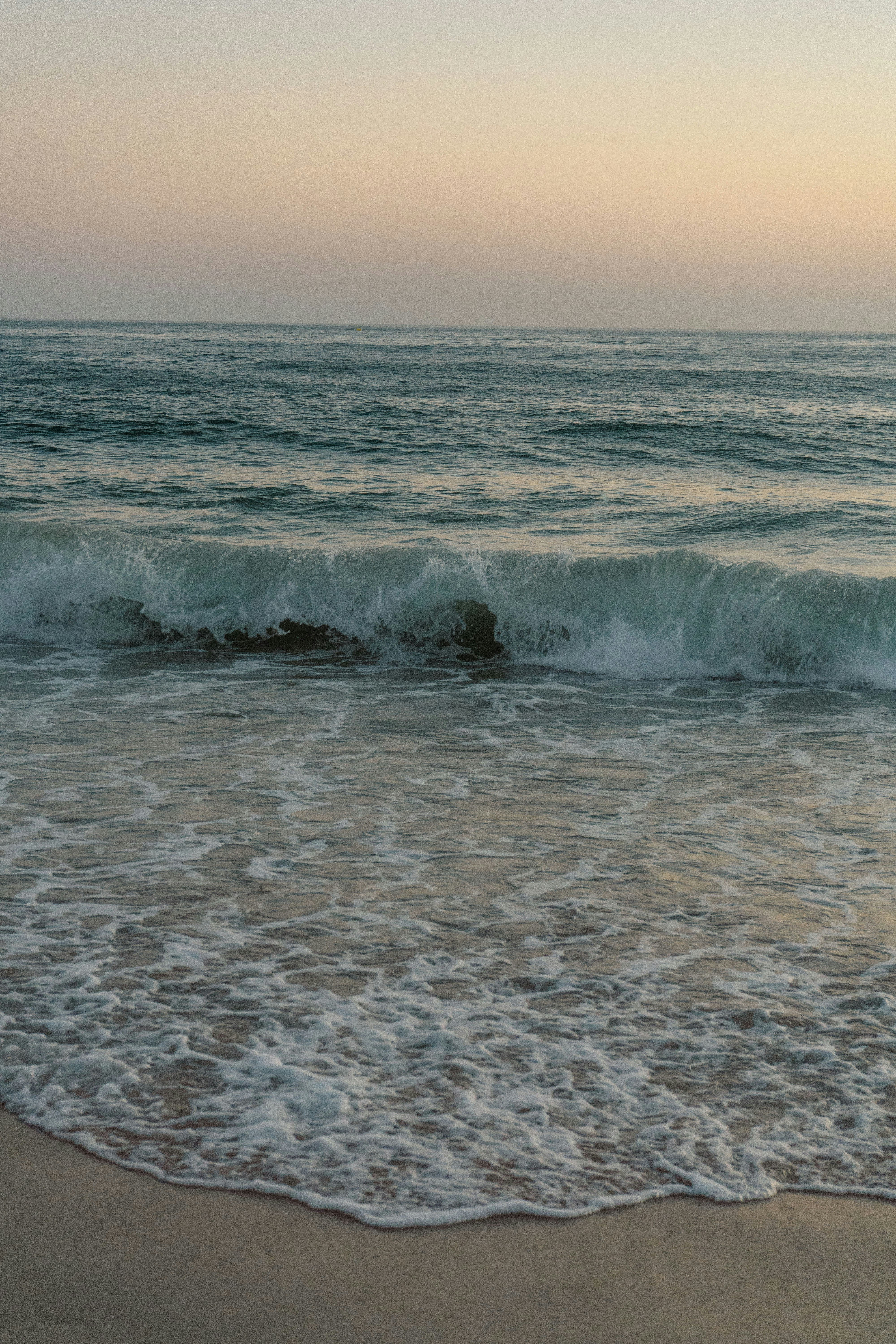 Tideline at Dusk: Quiet Crests Along a Velvet Horizon