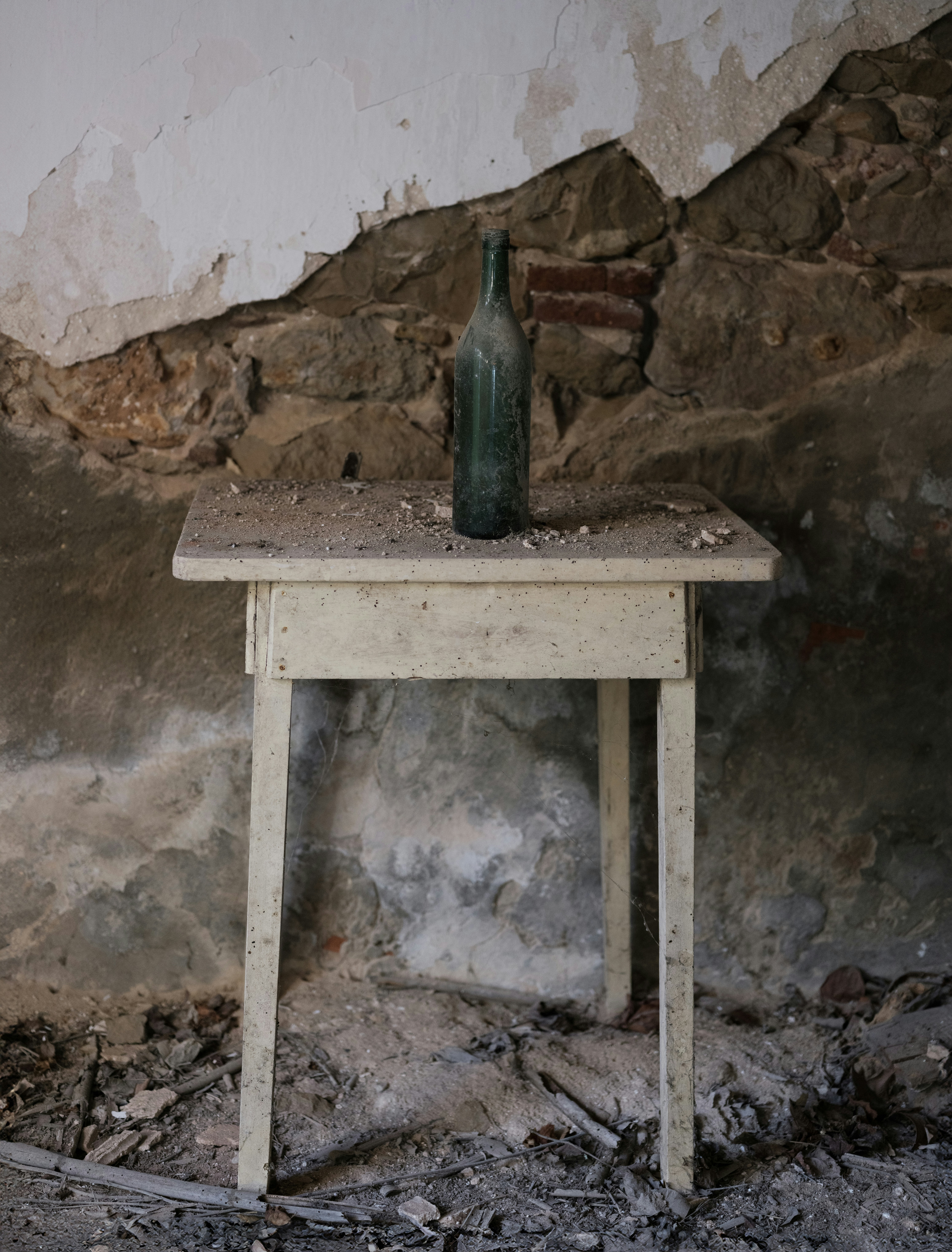 An improvised altar dedicated to whatever is no longer there, a quiet endurance of matter long after meaning has stepped outside the door.