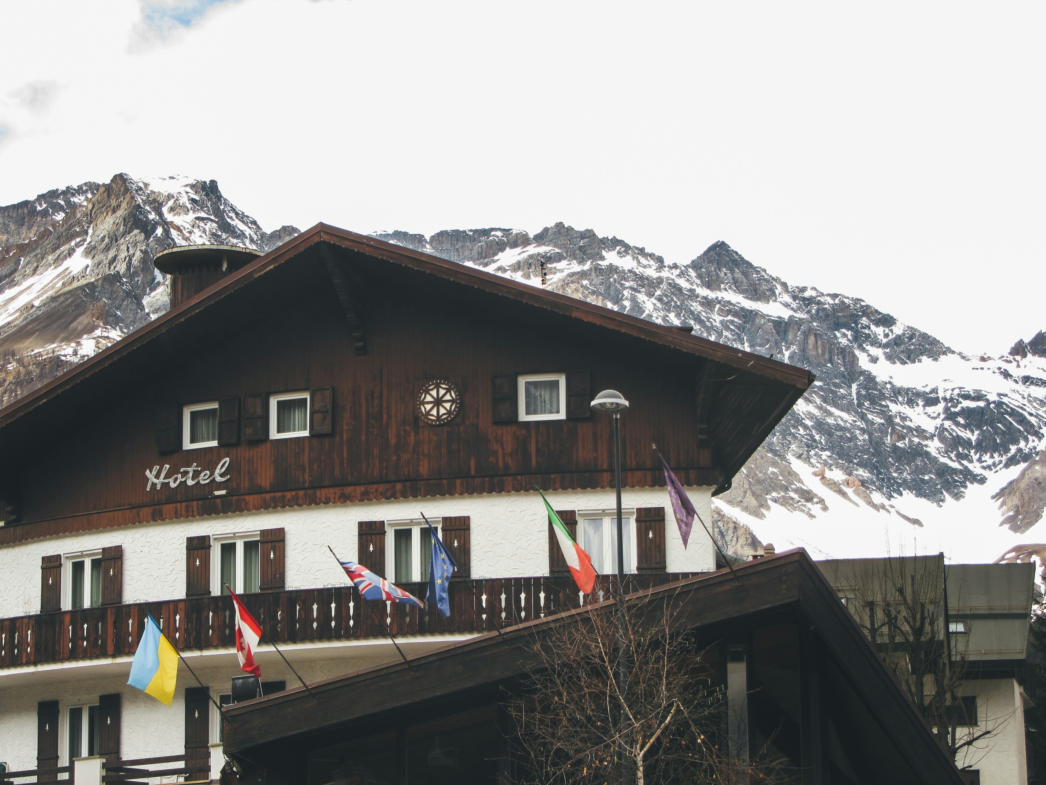 Photo by Casey Lovegrove with Canon PowerShot SX230 HS