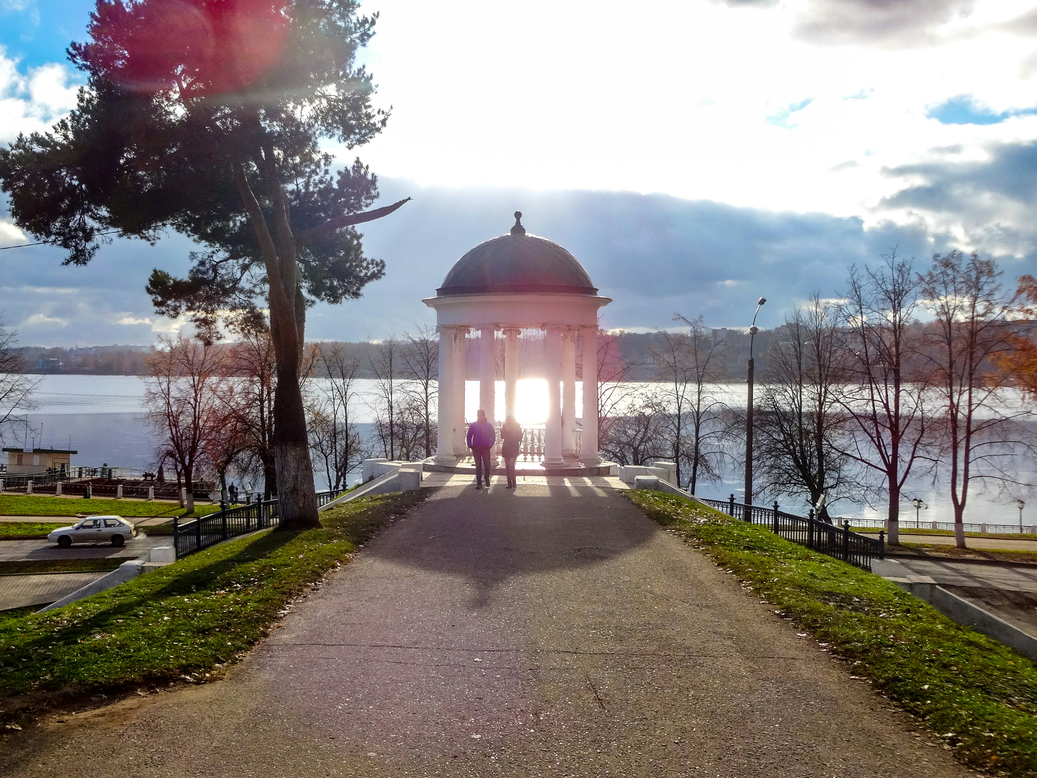 A Sunlit Rotunda Overlooking the Lake