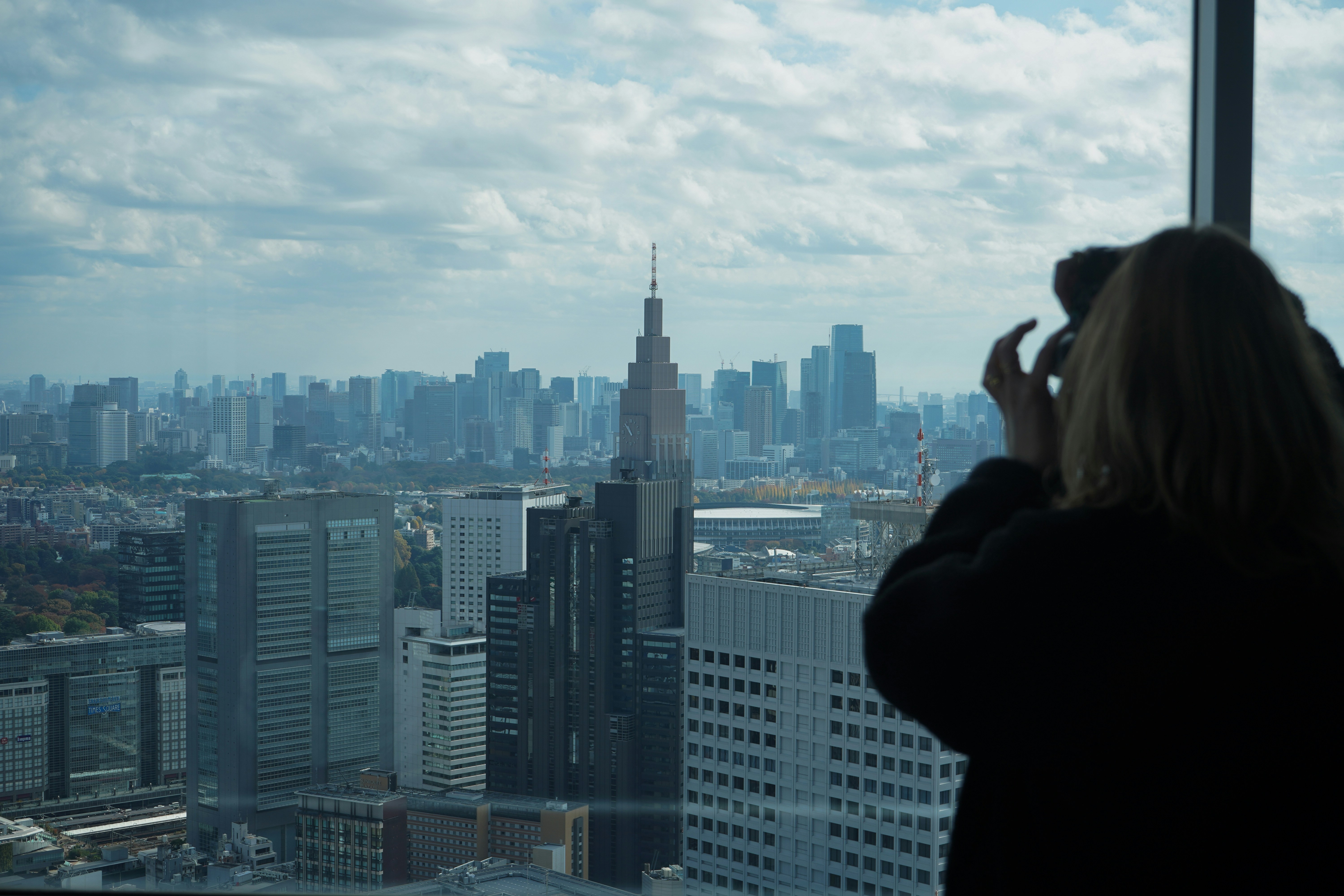Towering Cityscape through a Photographer’s Gaze