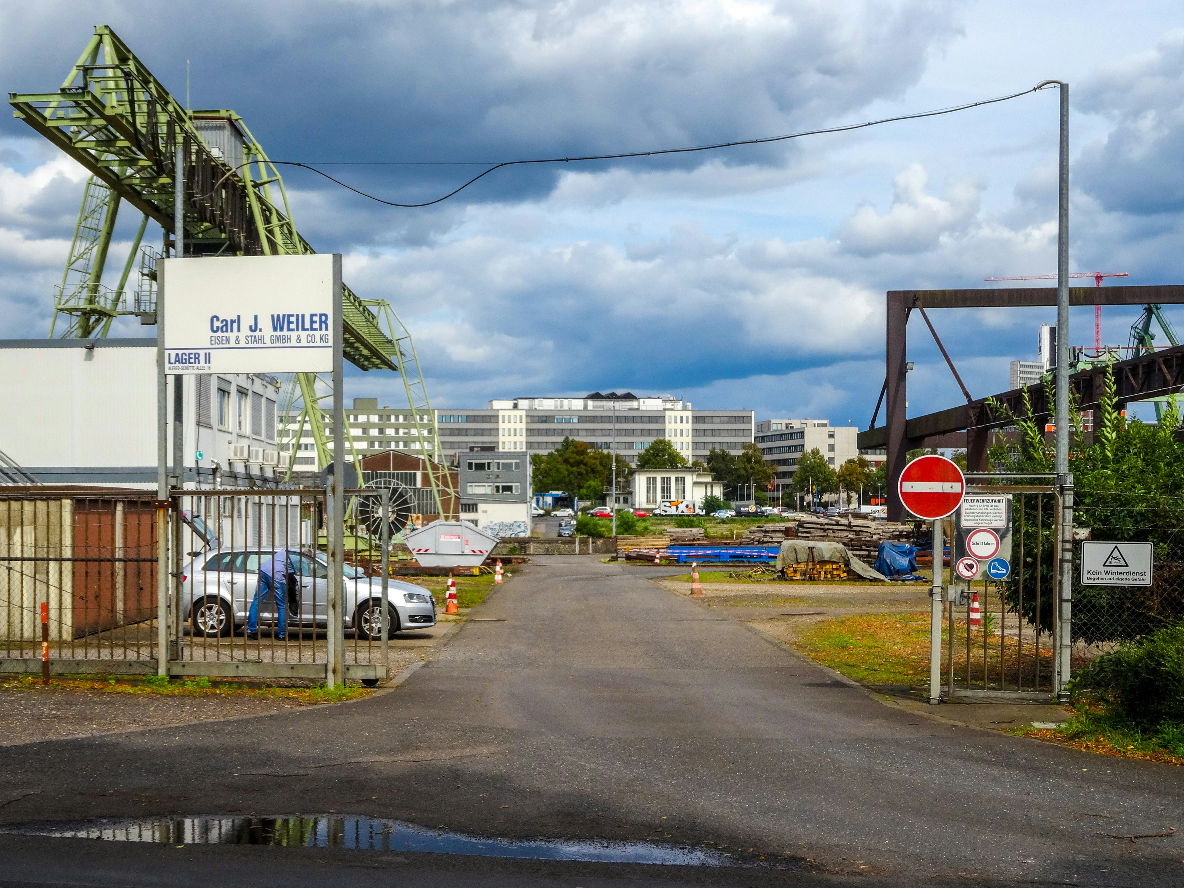 Photo by Nikolai Kolosov with Sony Cyber-shot WX300