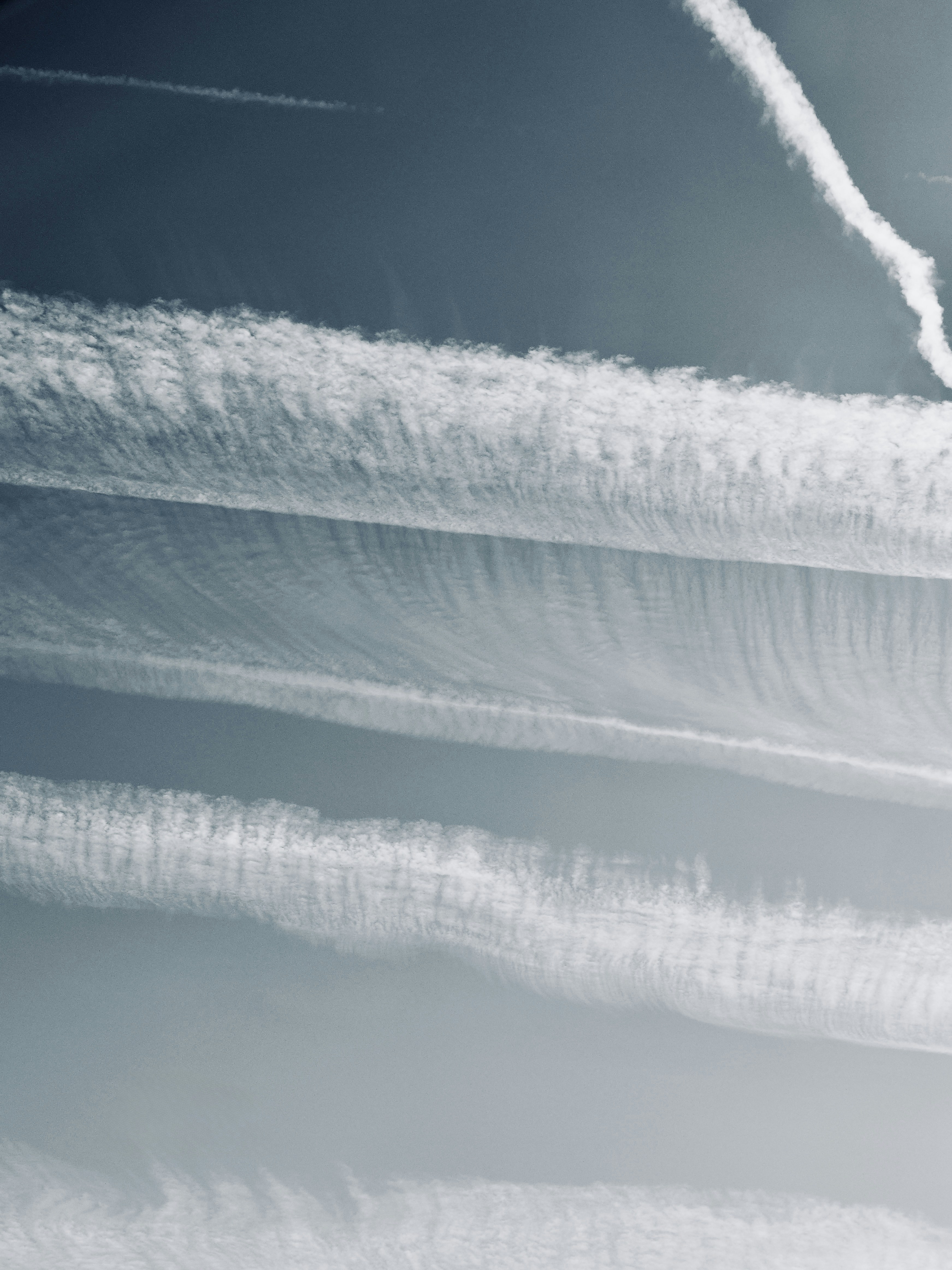 Contrails