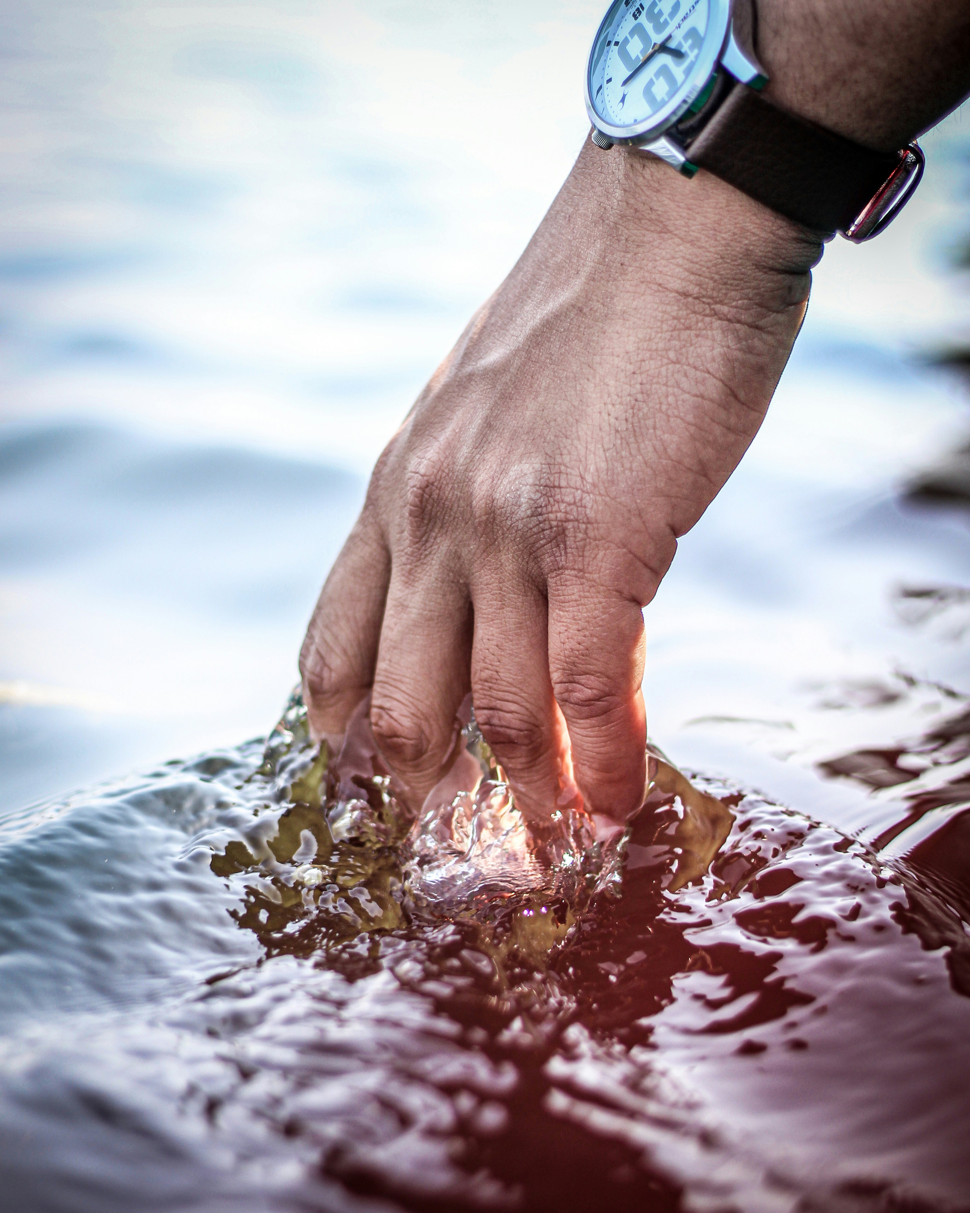 Hands on Water: A Watery Encounter at the Edge