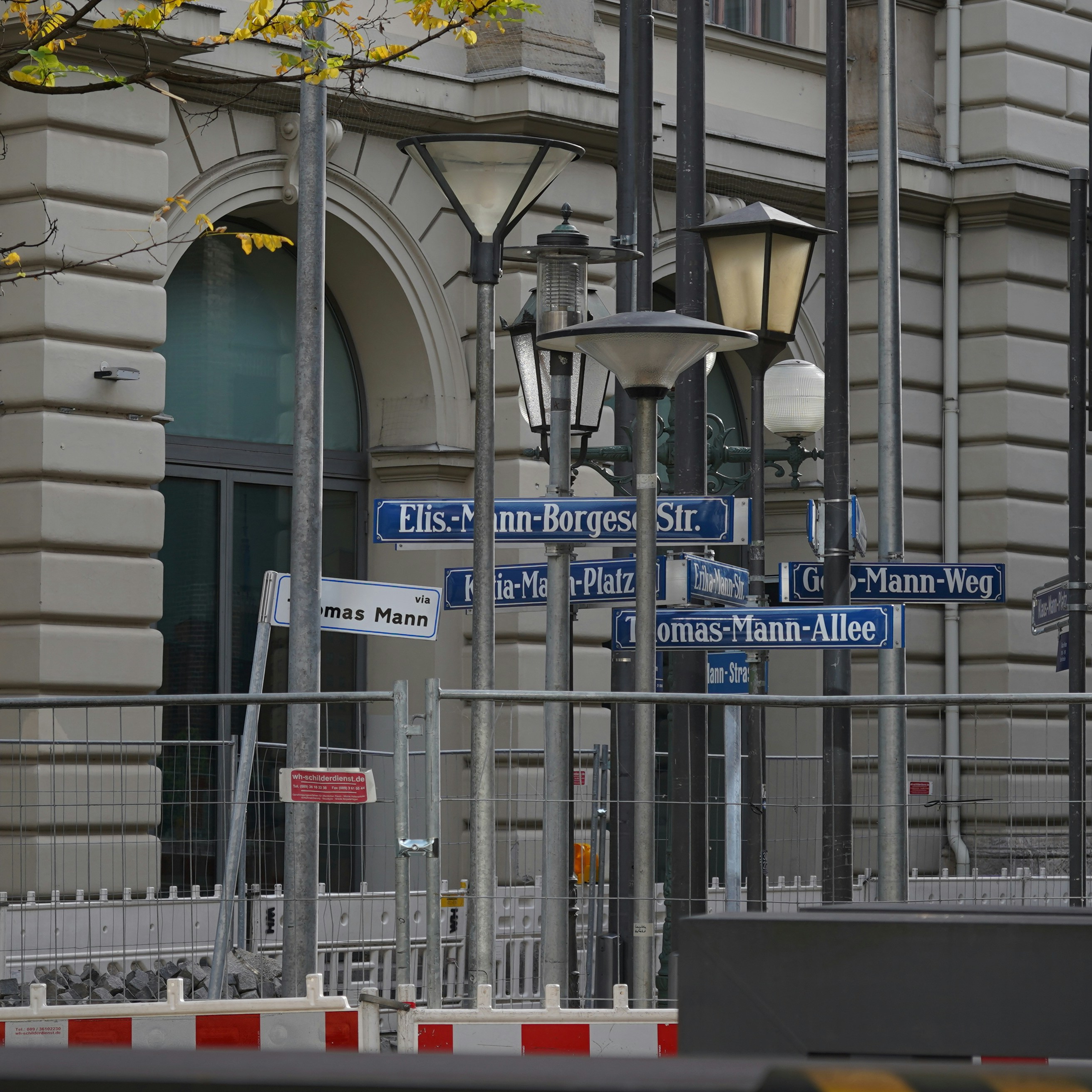 Street Corner Signs andHistoric Facade Underoversight