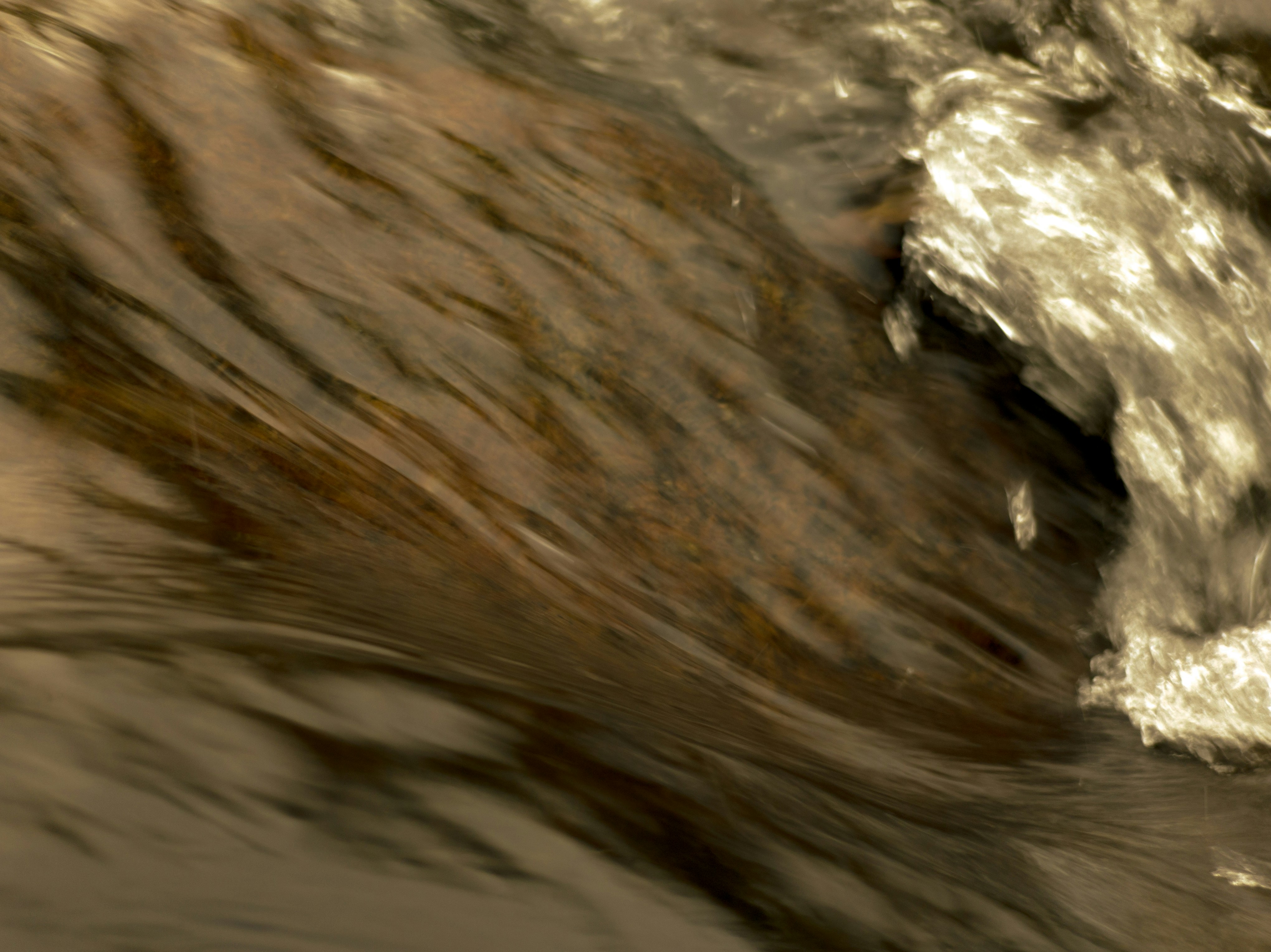 Water flows between the rocks