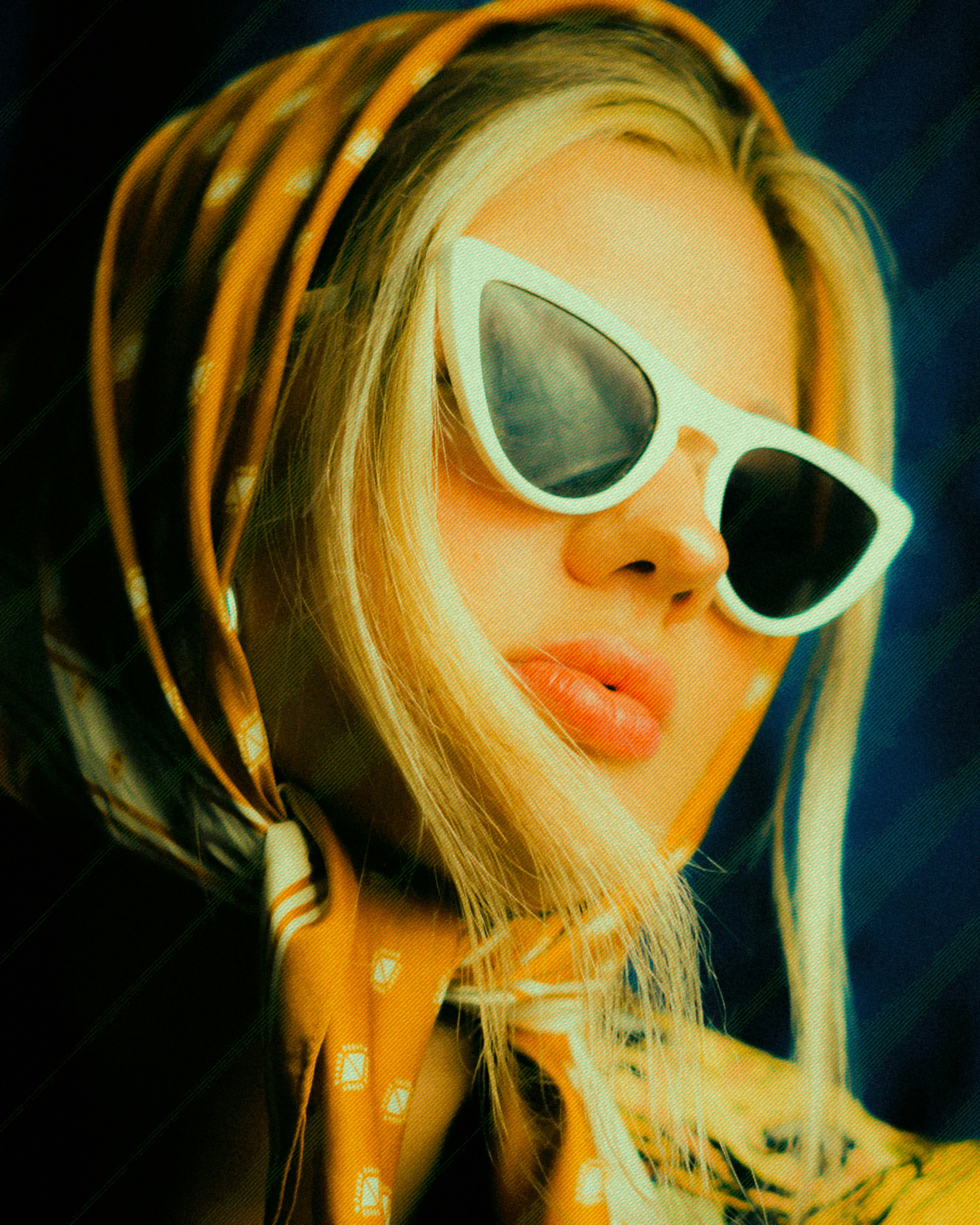 Woman wearing sunglasses and a headscarf photo – Free Fashion Image on ...