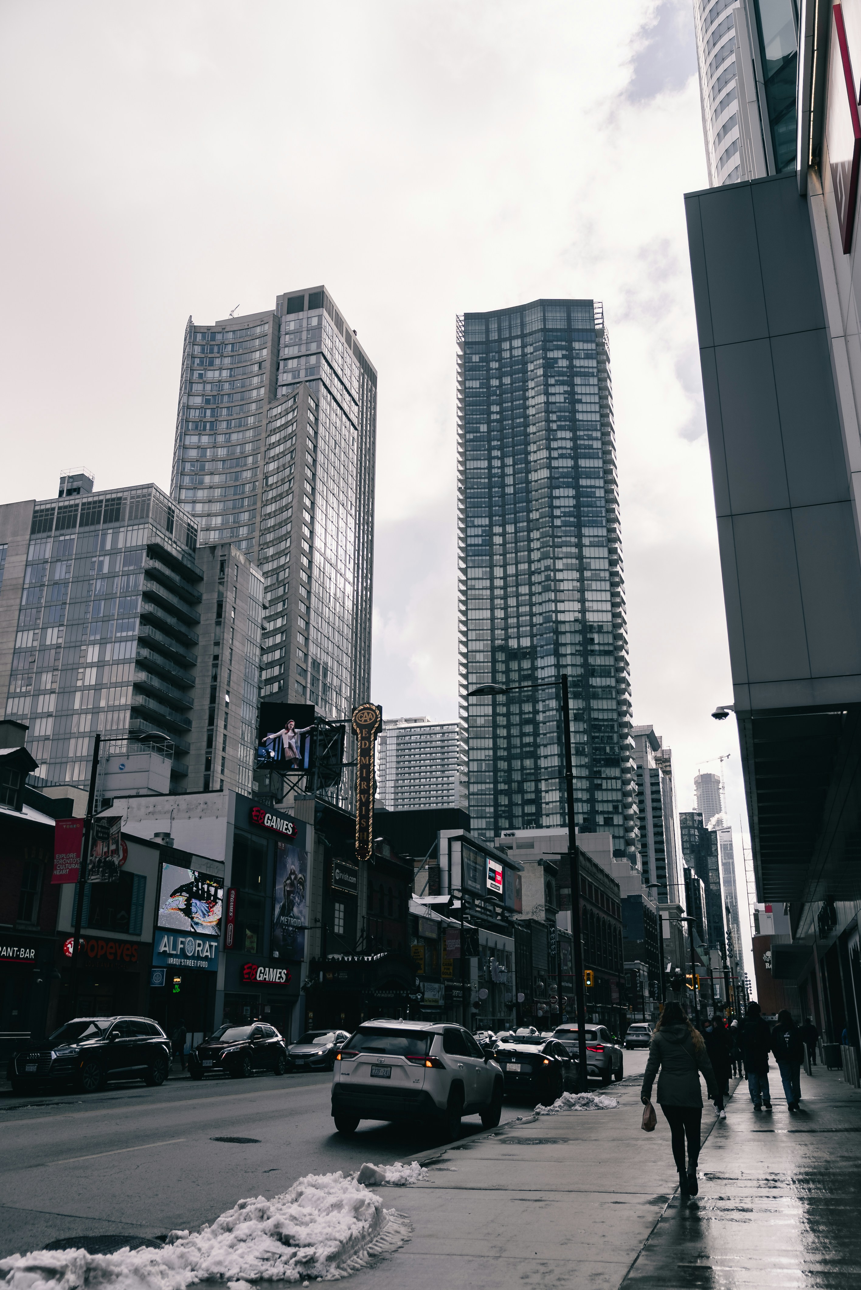 City Pulse: Pedestrians in the Shadow of Skyscrapers
