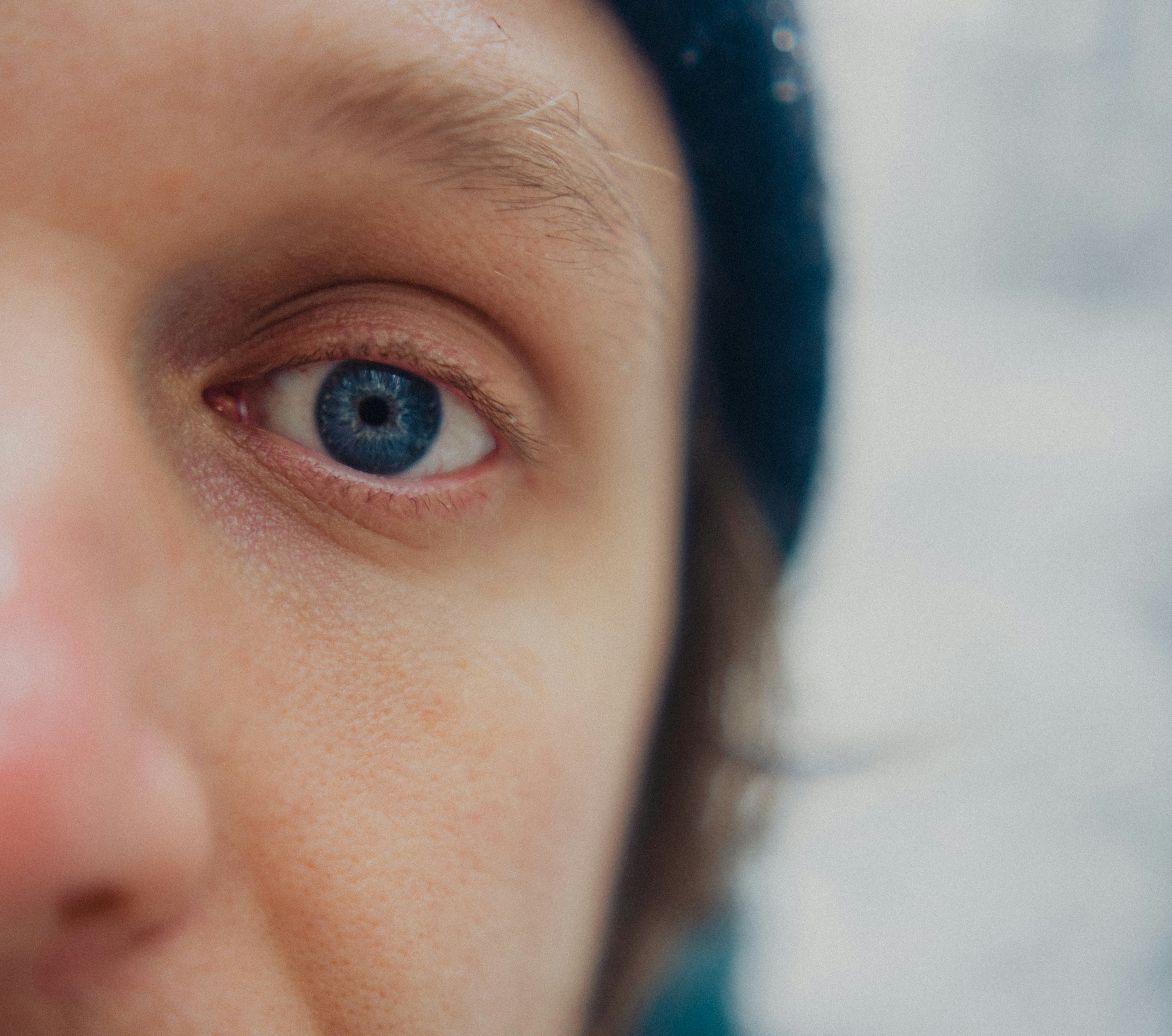 A Glimpse of Blue: Close-Up of a Steady Gaze