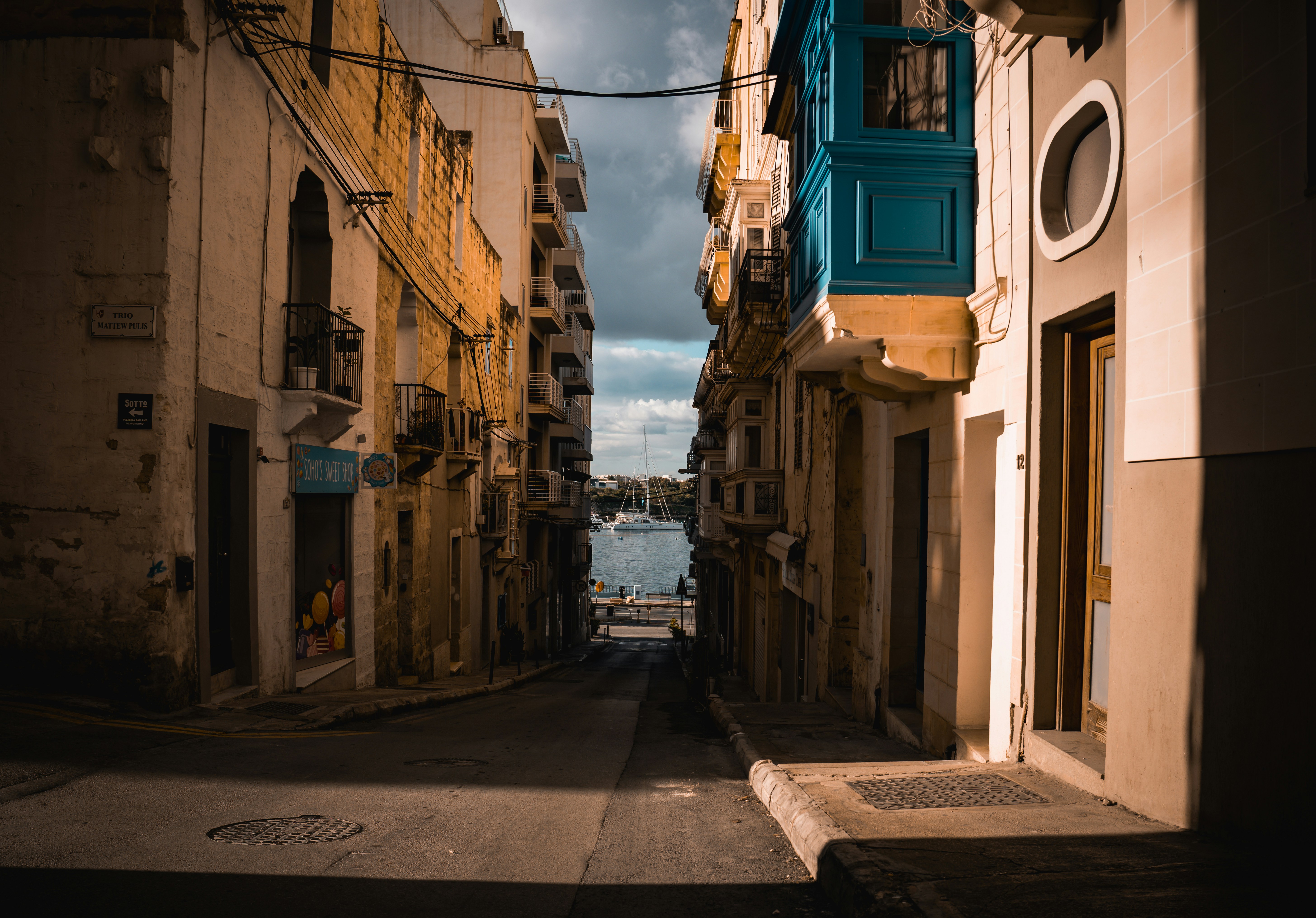 Photo by Benedict YANIBADA with Sony Alpha 7 IV