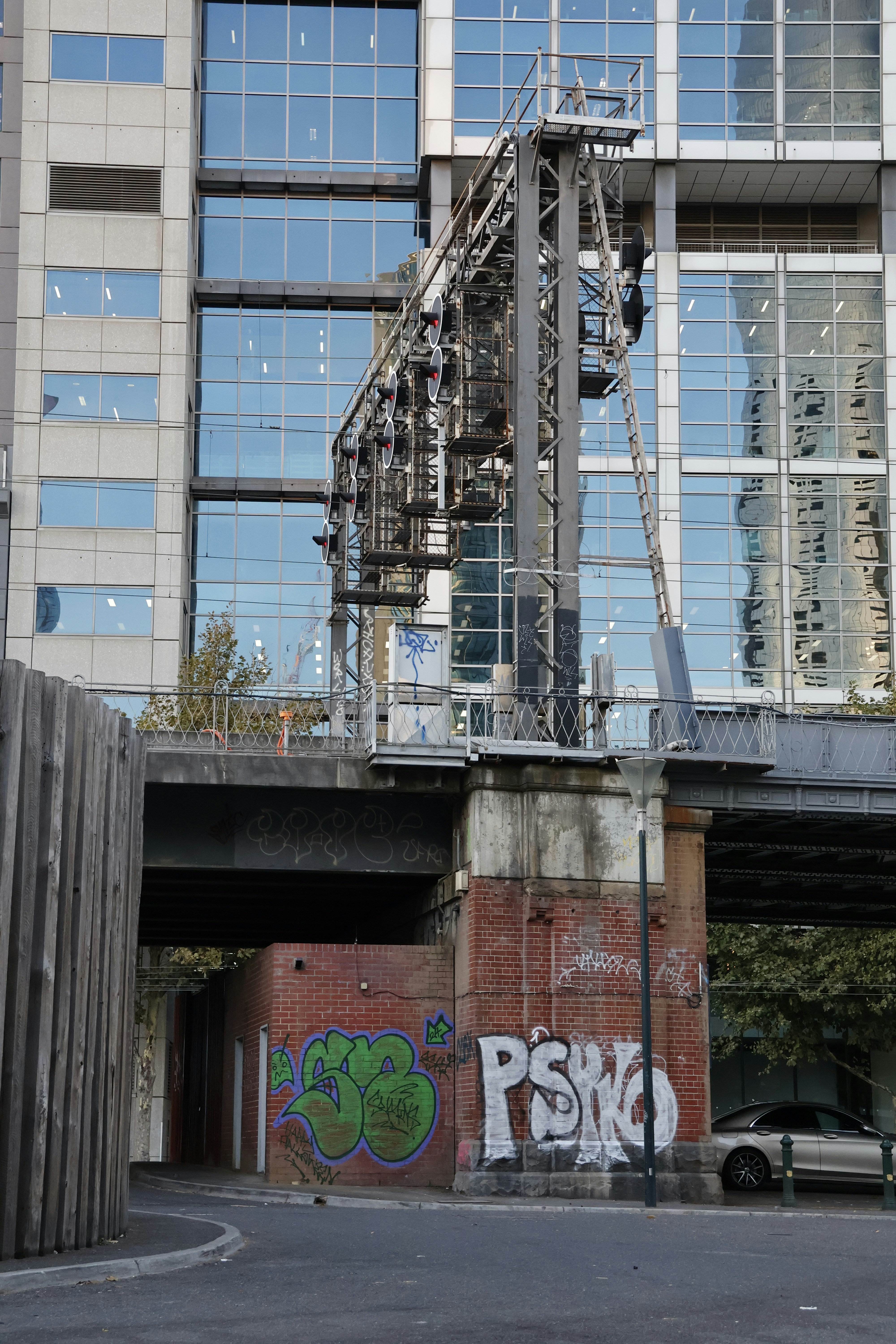 Urban Lift: Behind the Glass Framework