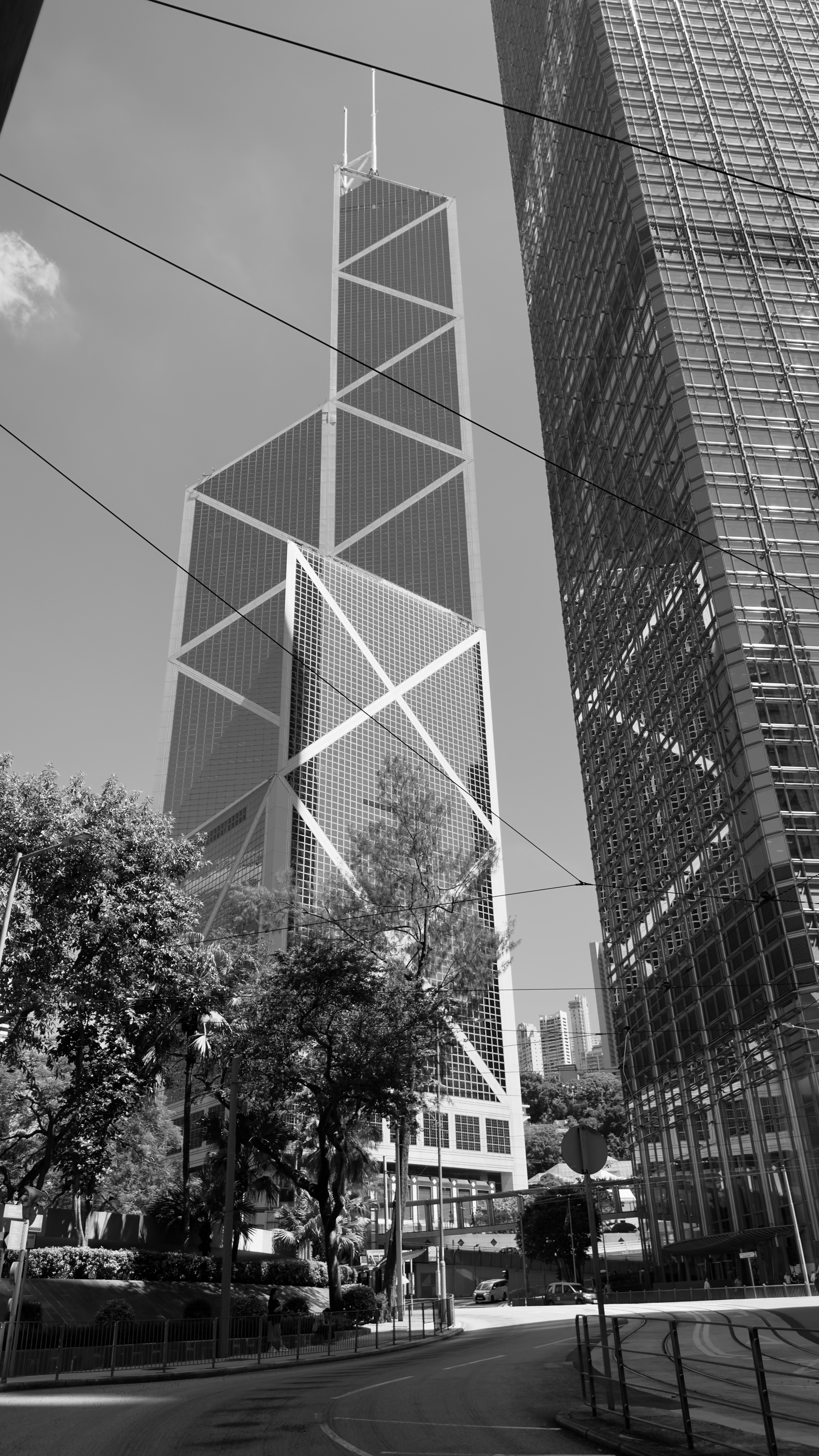Skyscraper Geometry Under Cable Lines