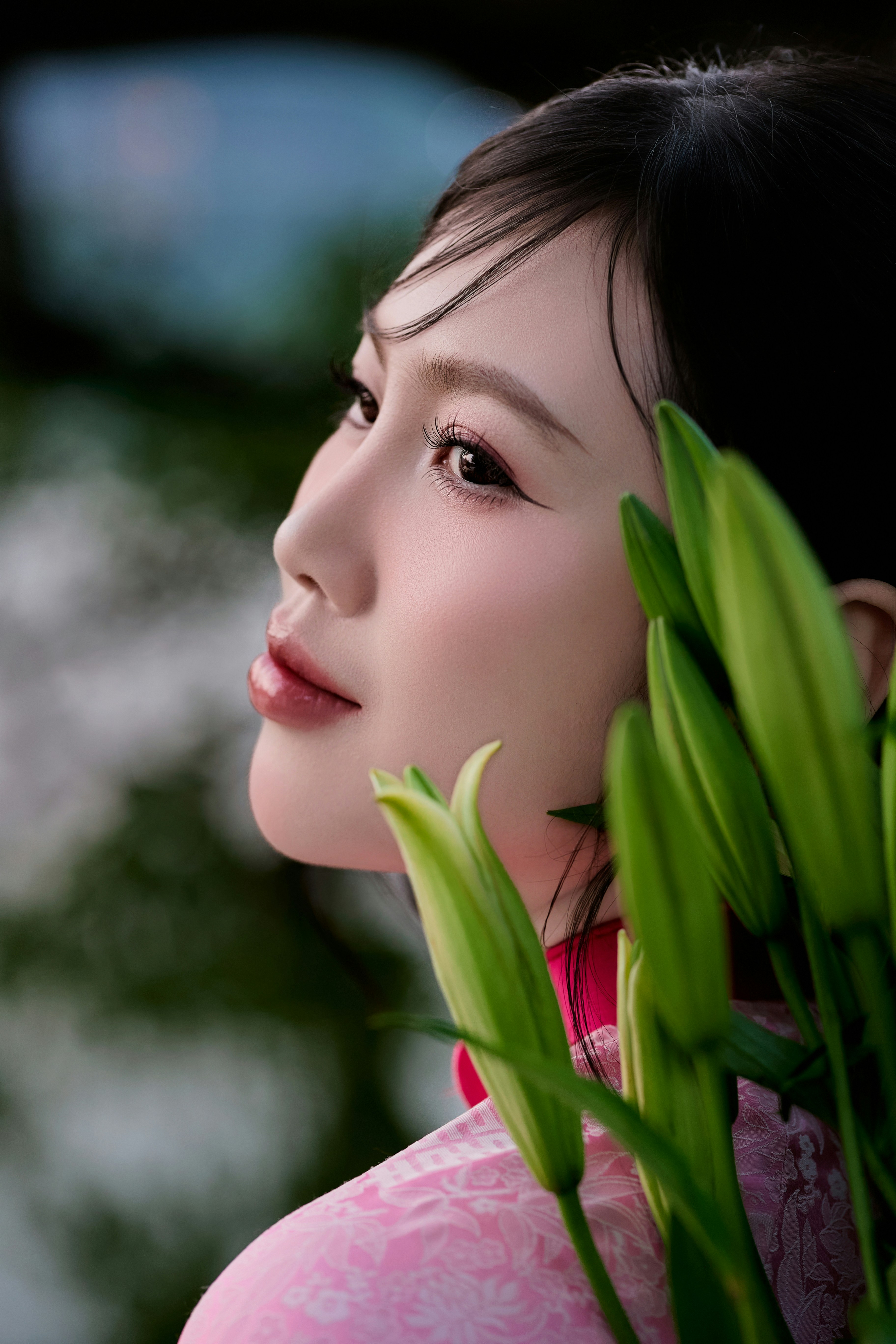 Porcelain Profile: Soft Light on a Garden Muse