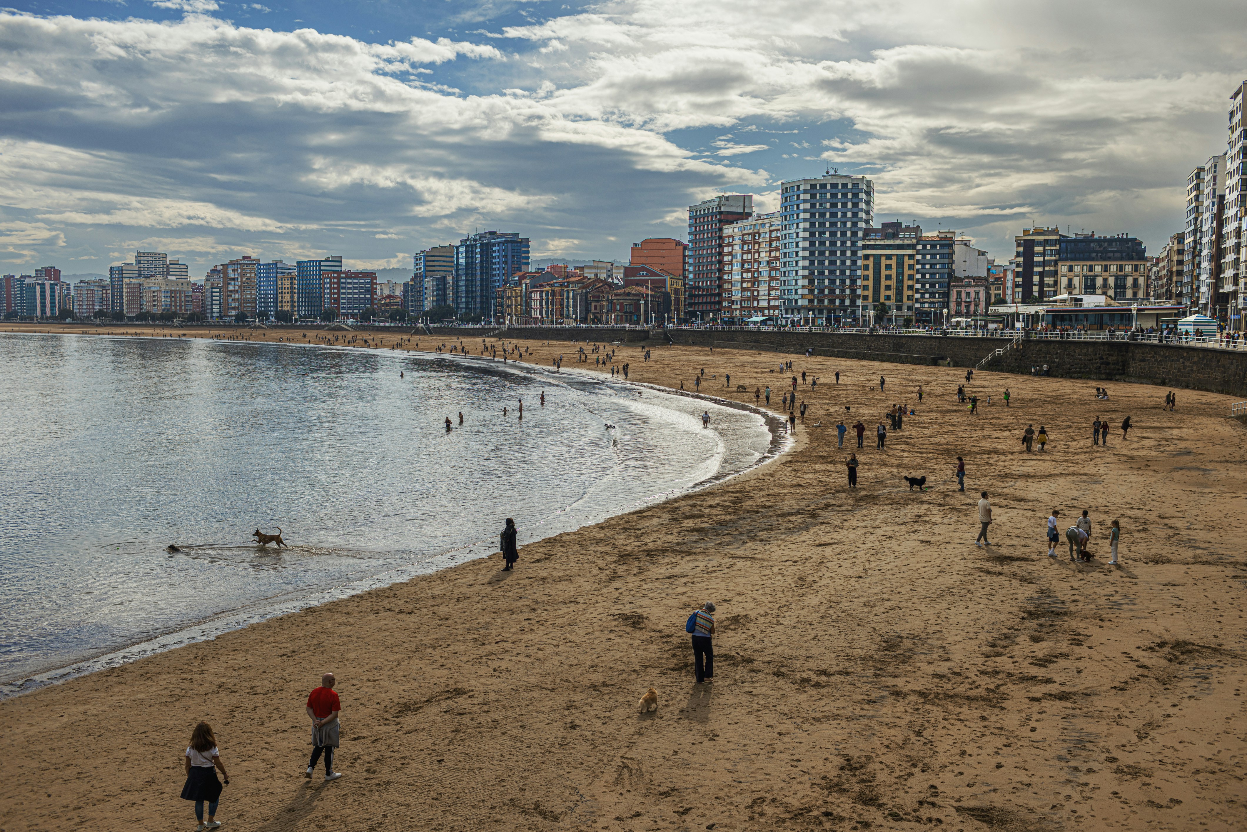 City Beachwalk: A Noon Sprawl of Sand, Sea, and Sky