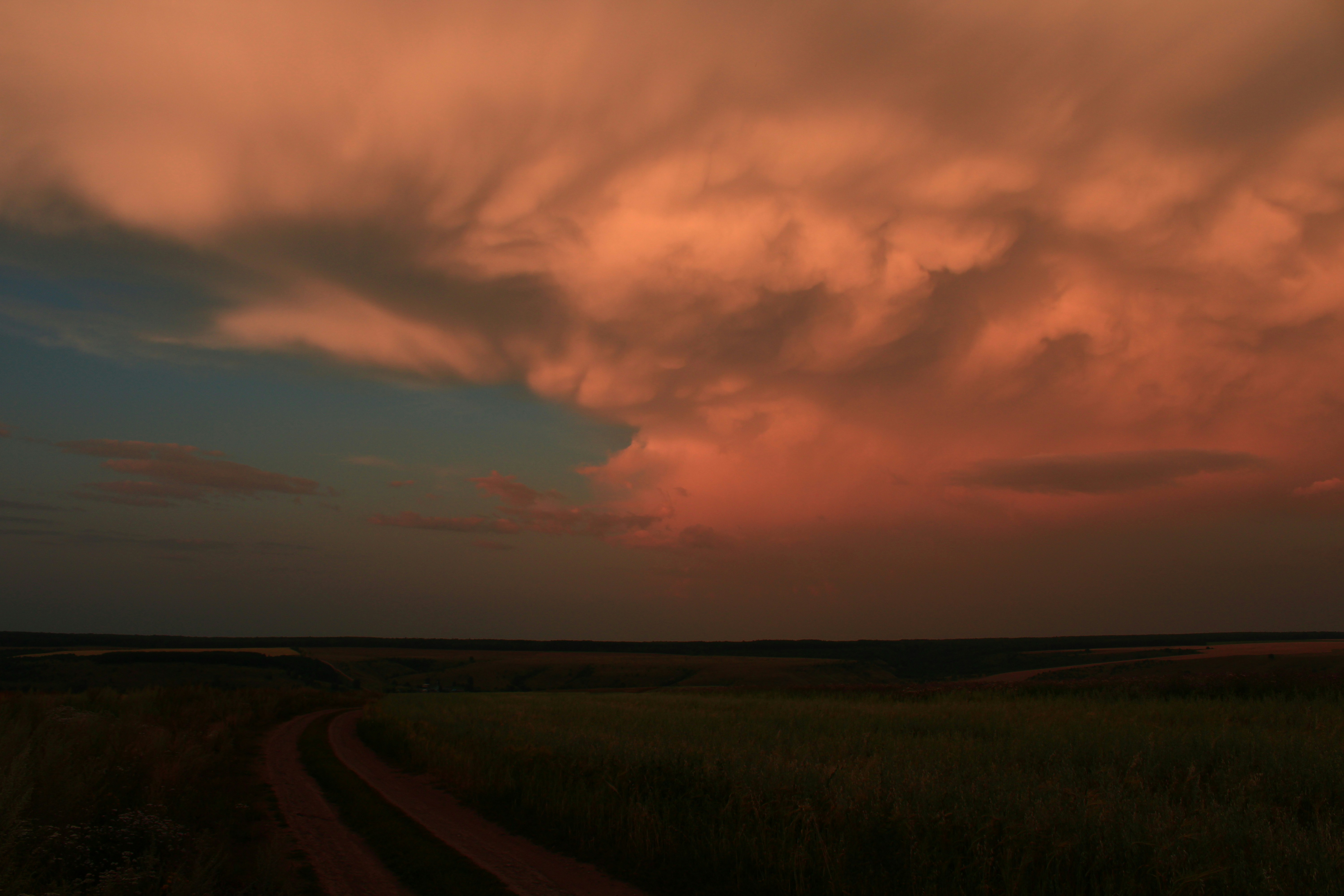 Horizon Baroque: Dusk Over Quiet Fields