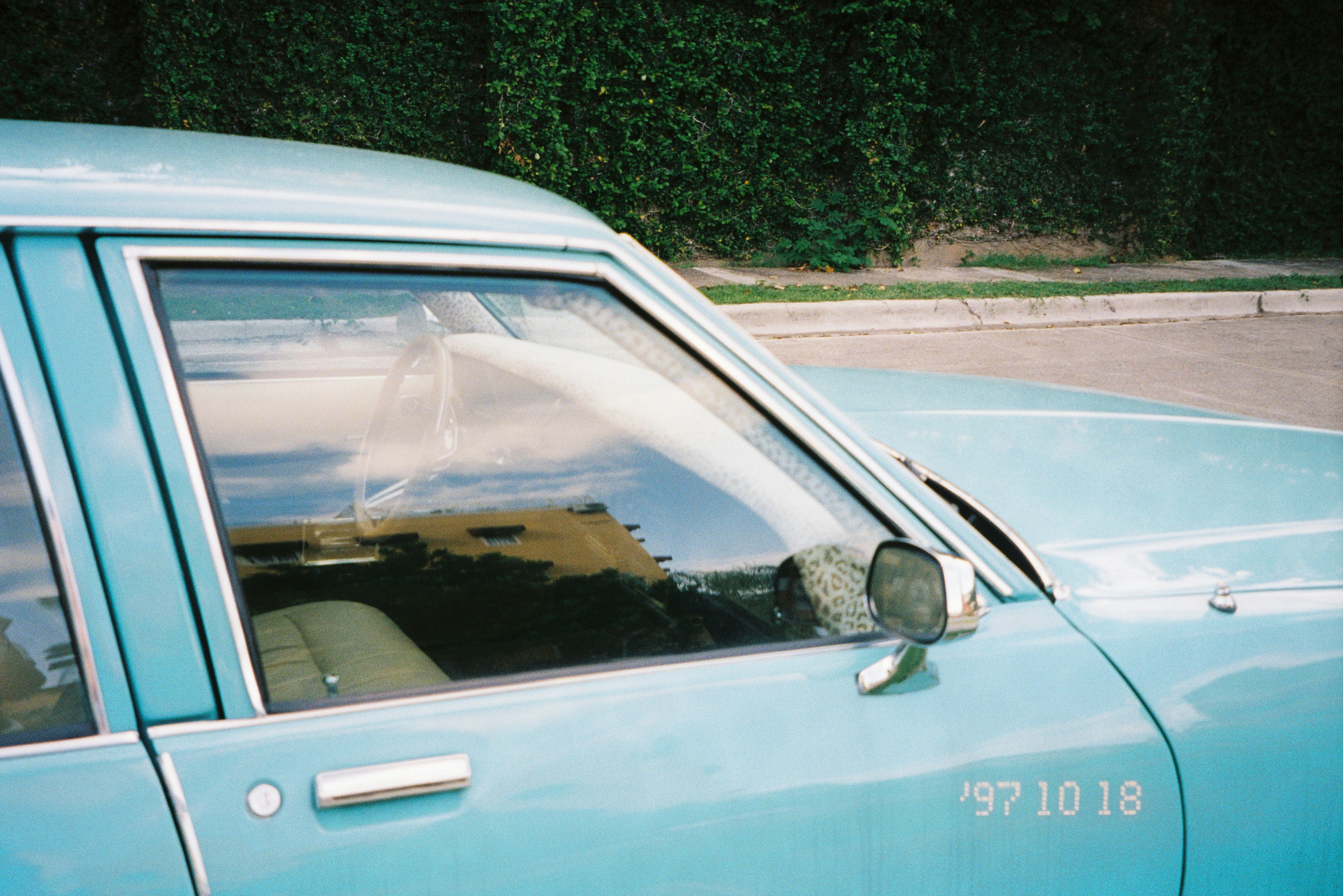 Aqua Classic: The Momentary Gaze Through a Vintage Window